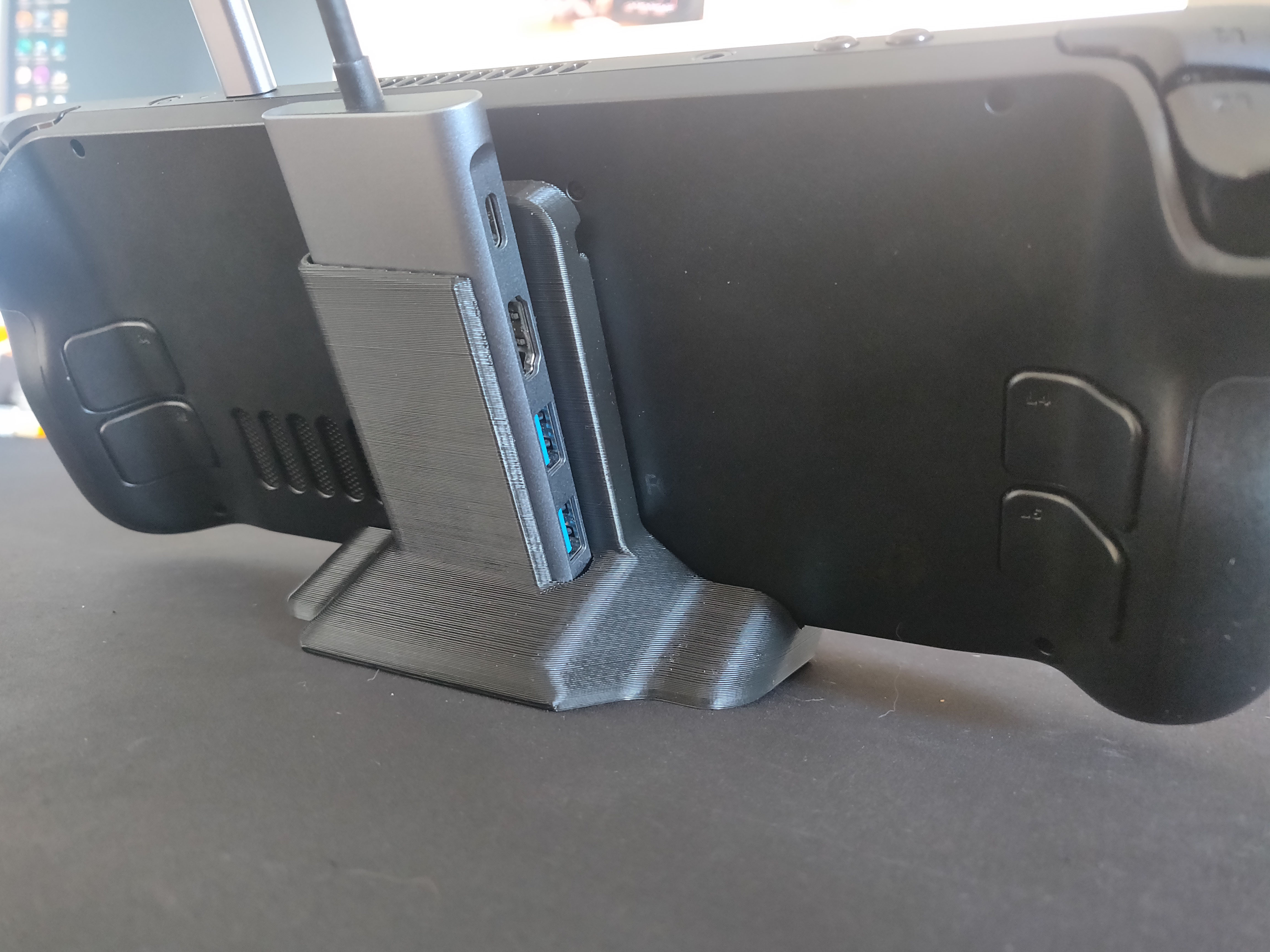 Steam Deck Stand with iiglo 6 in 1 USB-C dock by Andreas W | Download ...