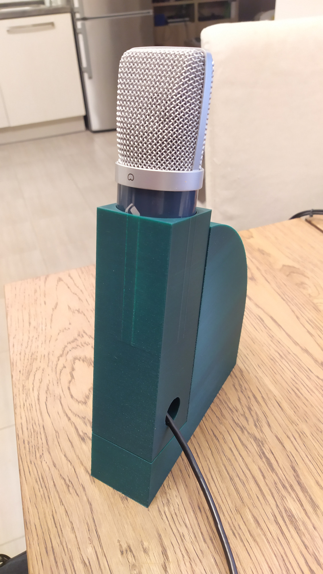 Customizable mic holder and console combo with a cable exhaust by Alice ...