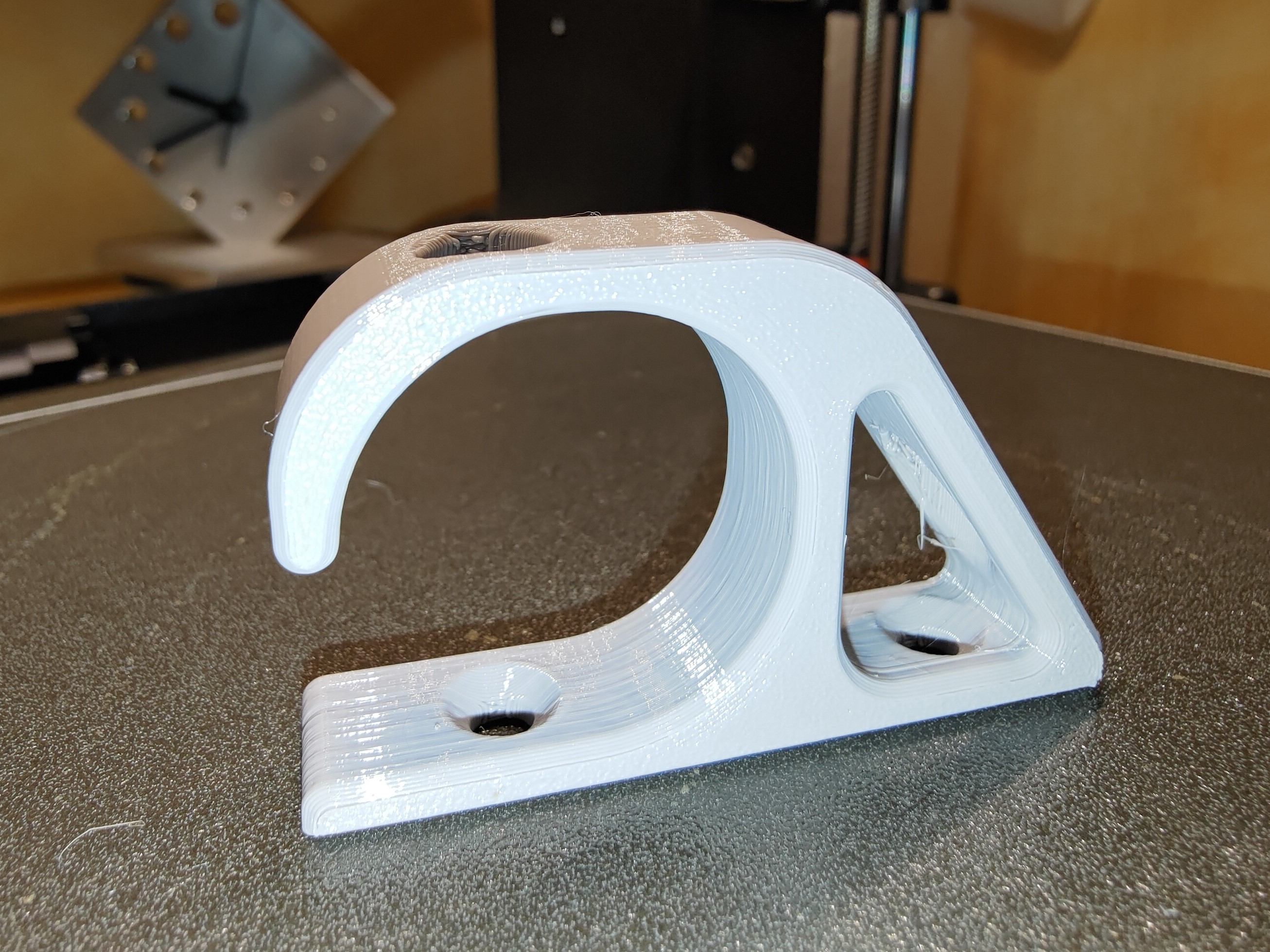 Cable Hook with extra hole by Nero_XY | Download free STL model ...