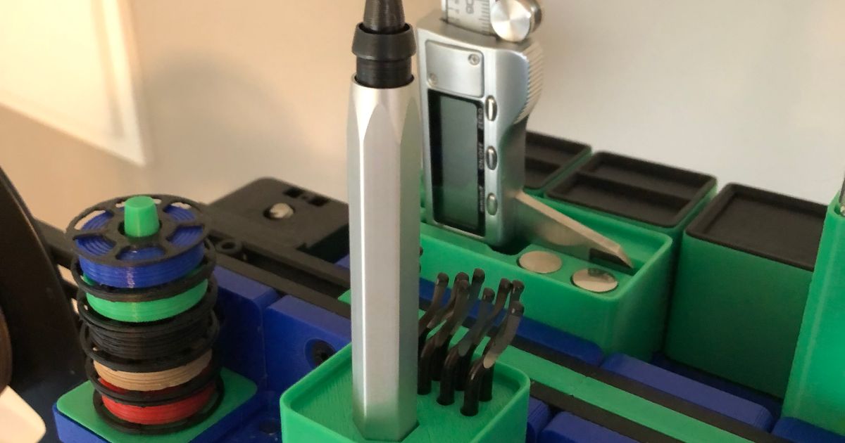 Gridfinity Deburring Tool Holder by Adam Euteneuer | Download free STL model | Printables.com