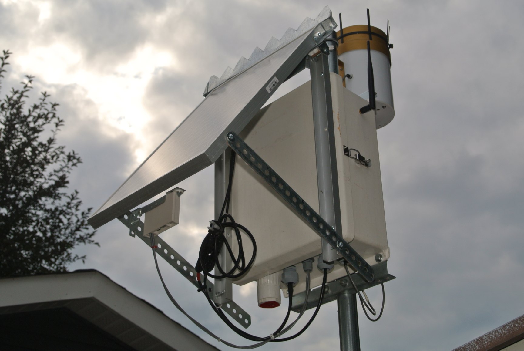 Sensirion SPS30 / Adafruit BME280 Weatherproof Outdoor Enclosure by ...
