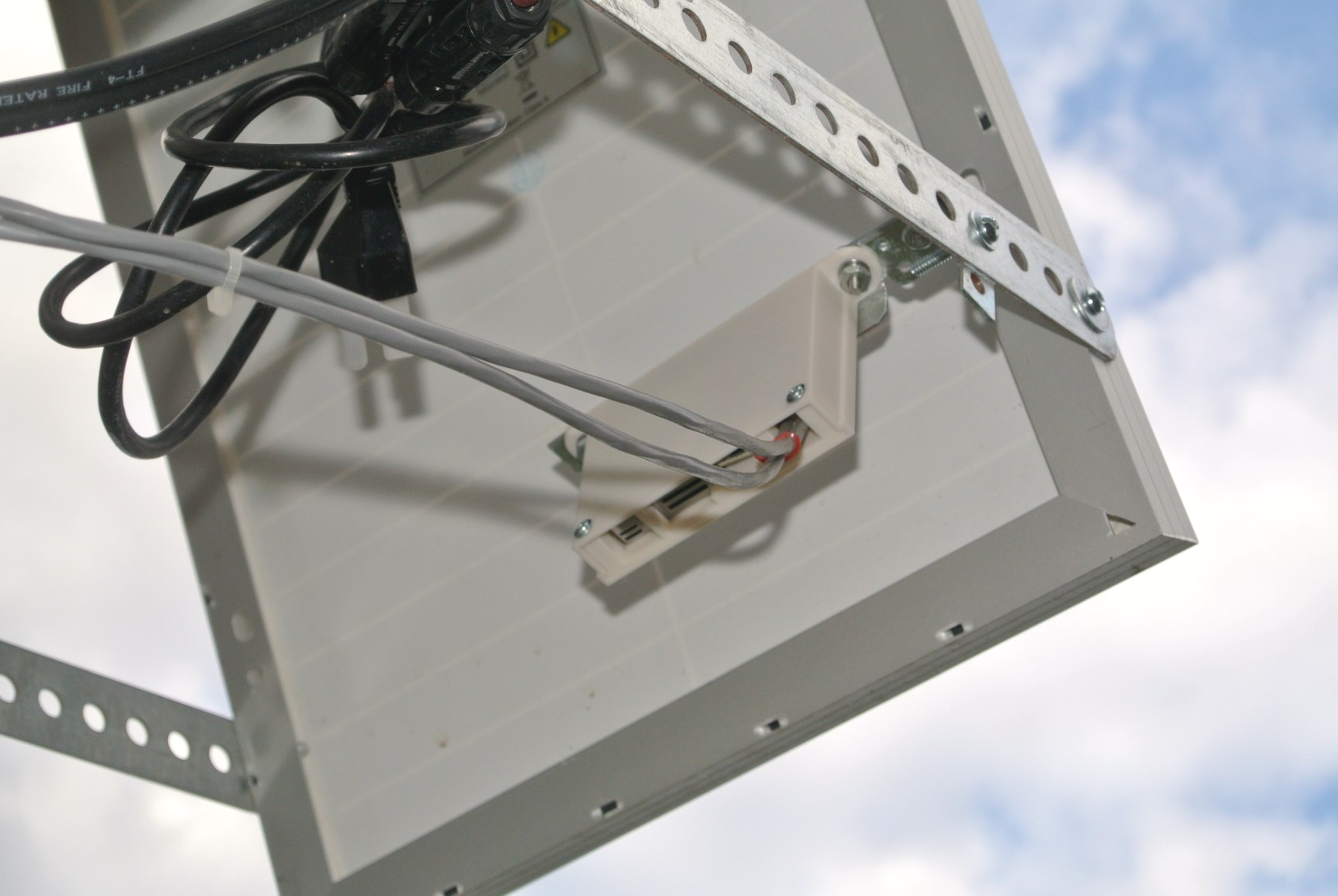 Sensirion SPS30 / Adafruit BME280 Weatherproof Outdoor Enclosure by ...