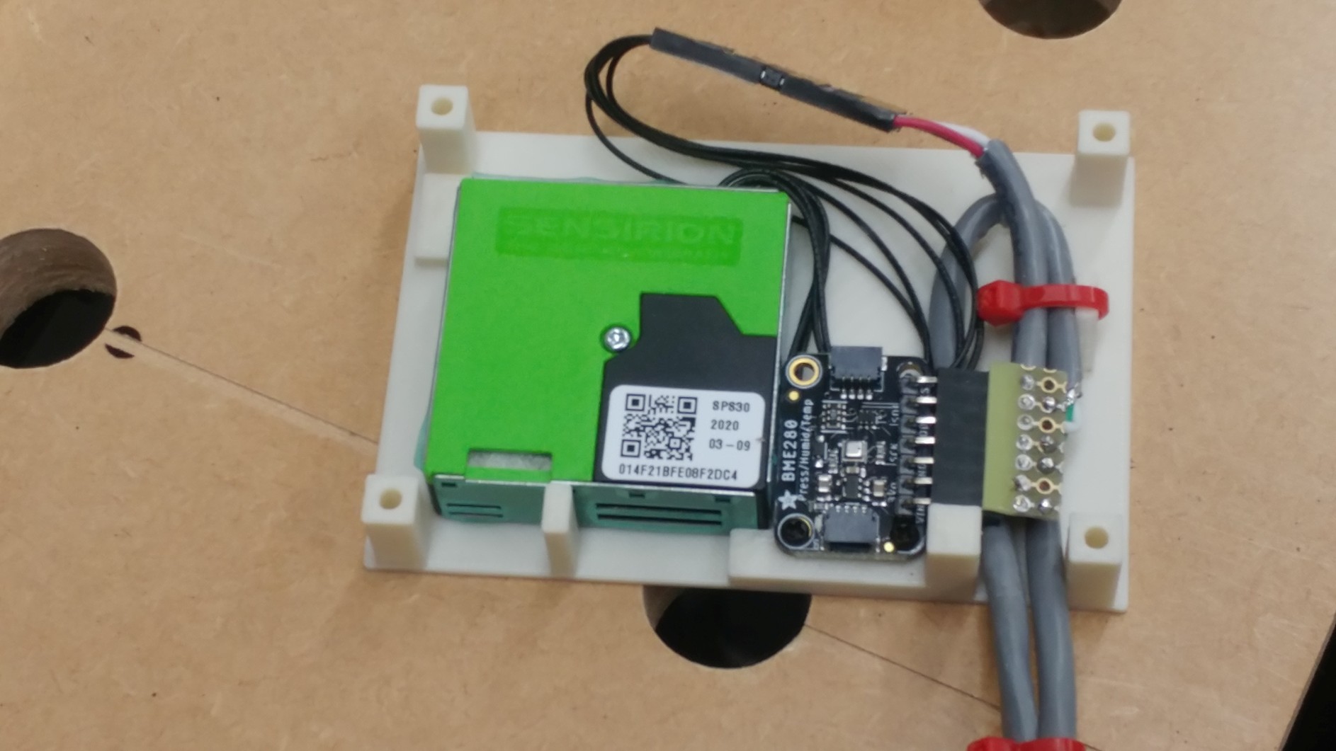 Sensirion SPS30 / Adafruit BME280 Weatherproof Outdoor Enclosure by ...
