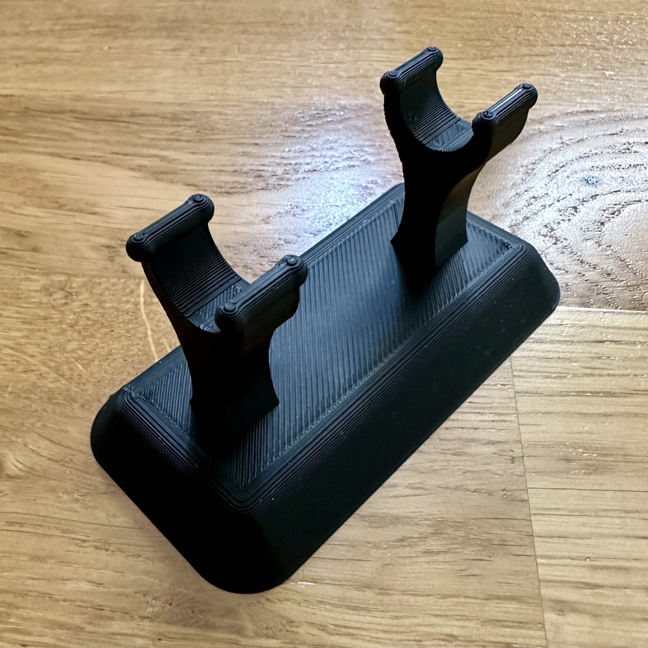 Display stand for horizontal items by TjoFrasse | Download free STL ...