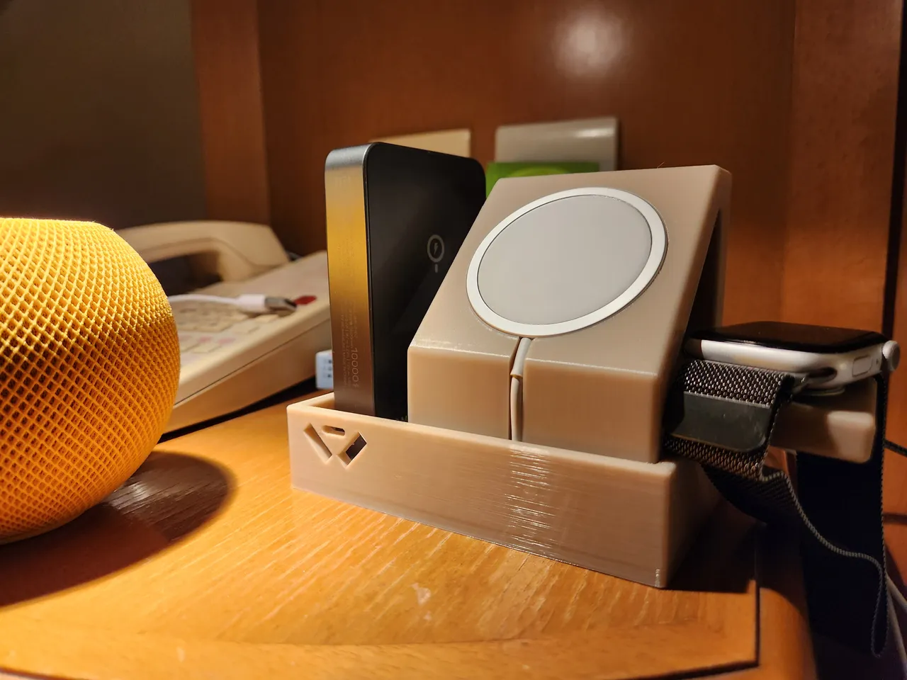 MAGSAFE STAND FOR IPHONE AND WATCH by Anthony Chang | Download free STL ...