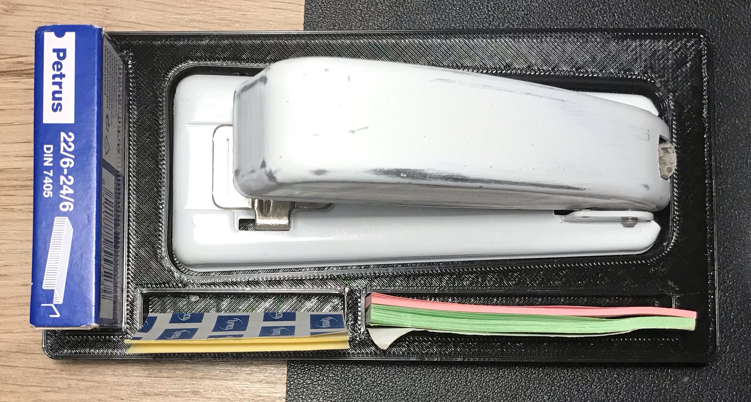 Gridfinity stapler holder \\ Soporte para grapadora Gridfinity by ...