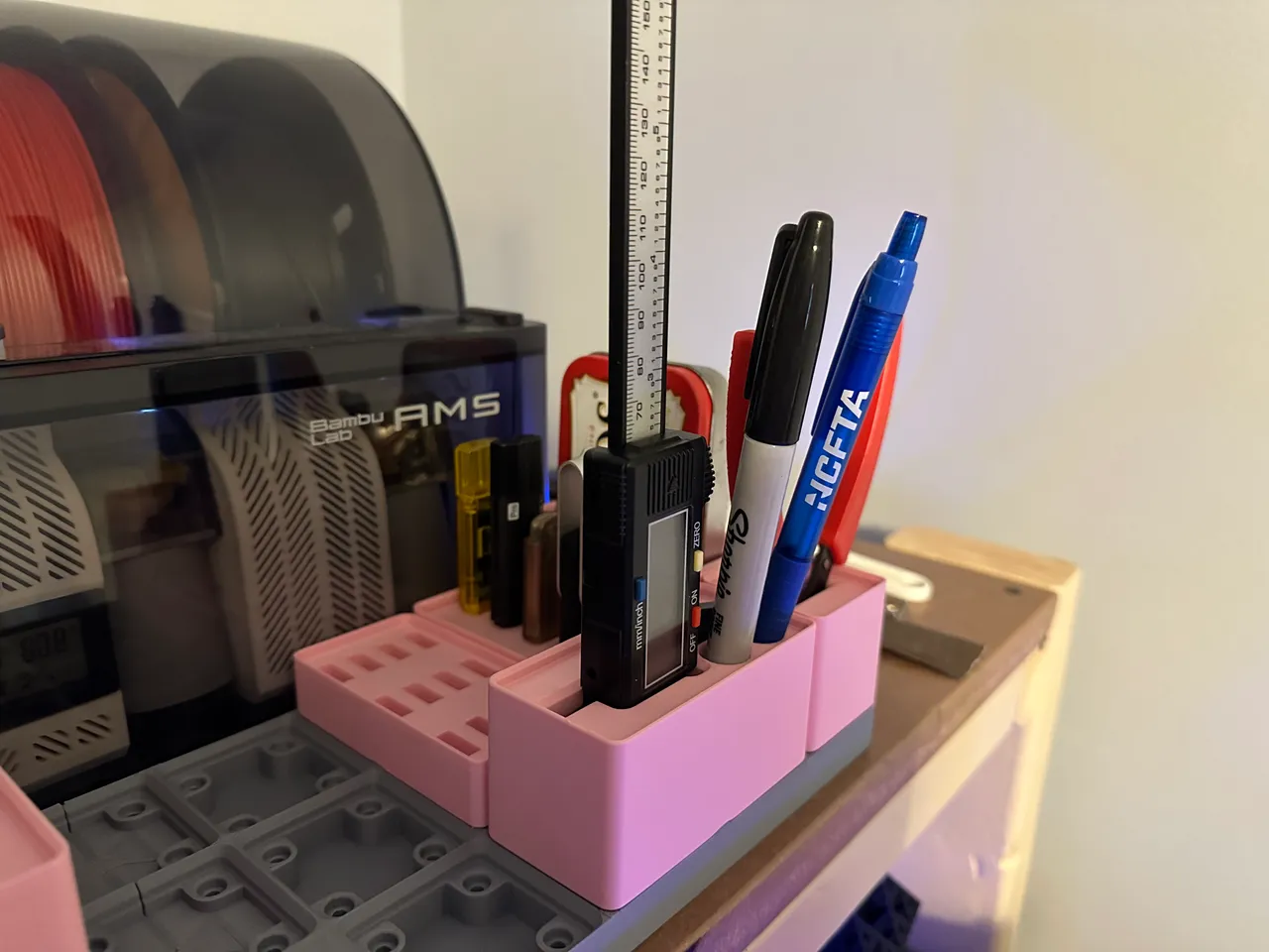 Gridfinity Caliper Holder by emilia | Download free STL model ...