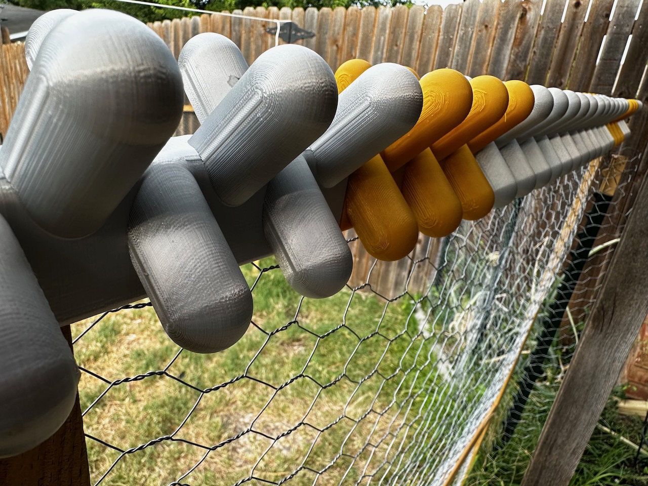 Chicken Spikes by Bam Mfg. | Download free STL model | Printables.com