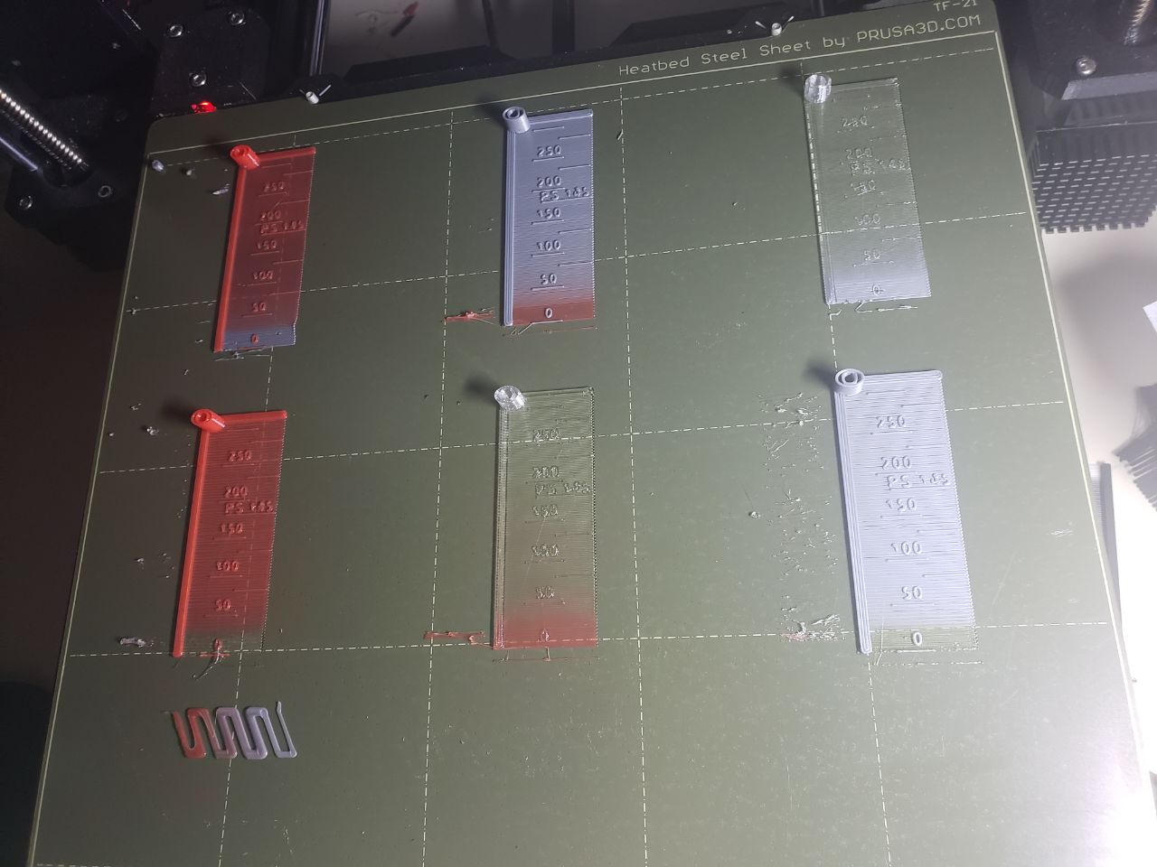 Easy peel MMU filament purge calibration print by Ro3Deee | Download ...