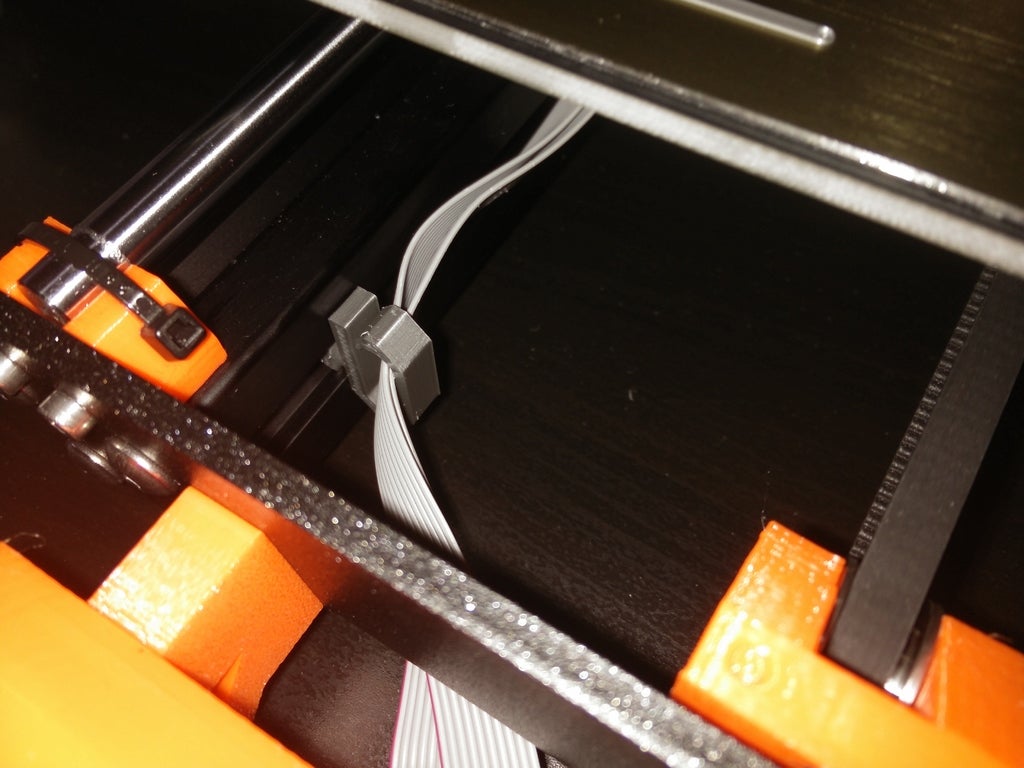 Prusa i3 MK3 / MK3S / MK3S+ LCD flat cable clip by Javier M. G ...