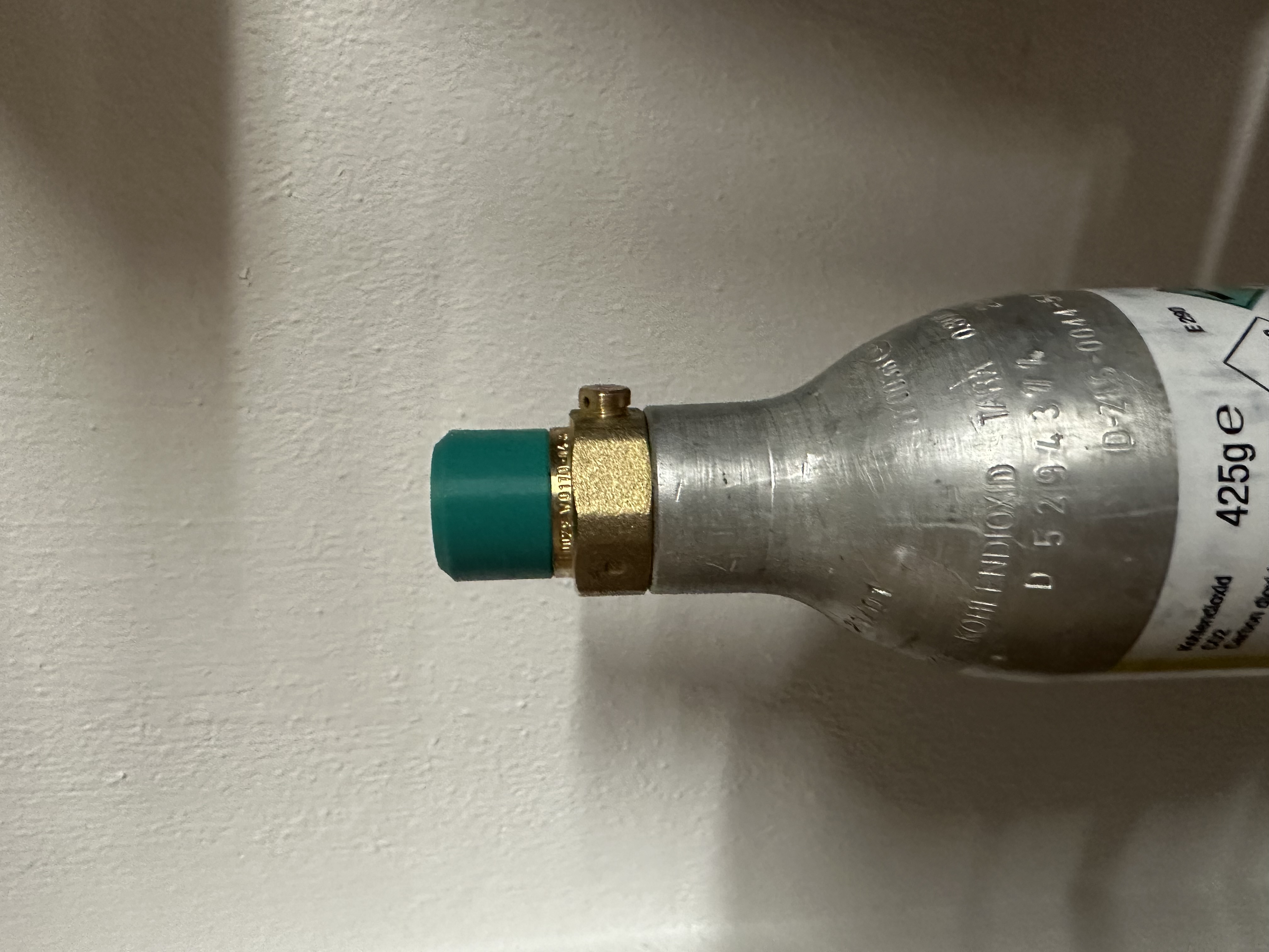 SodaStream C02 Cap with Thread by Fredster | Download free STL model ...