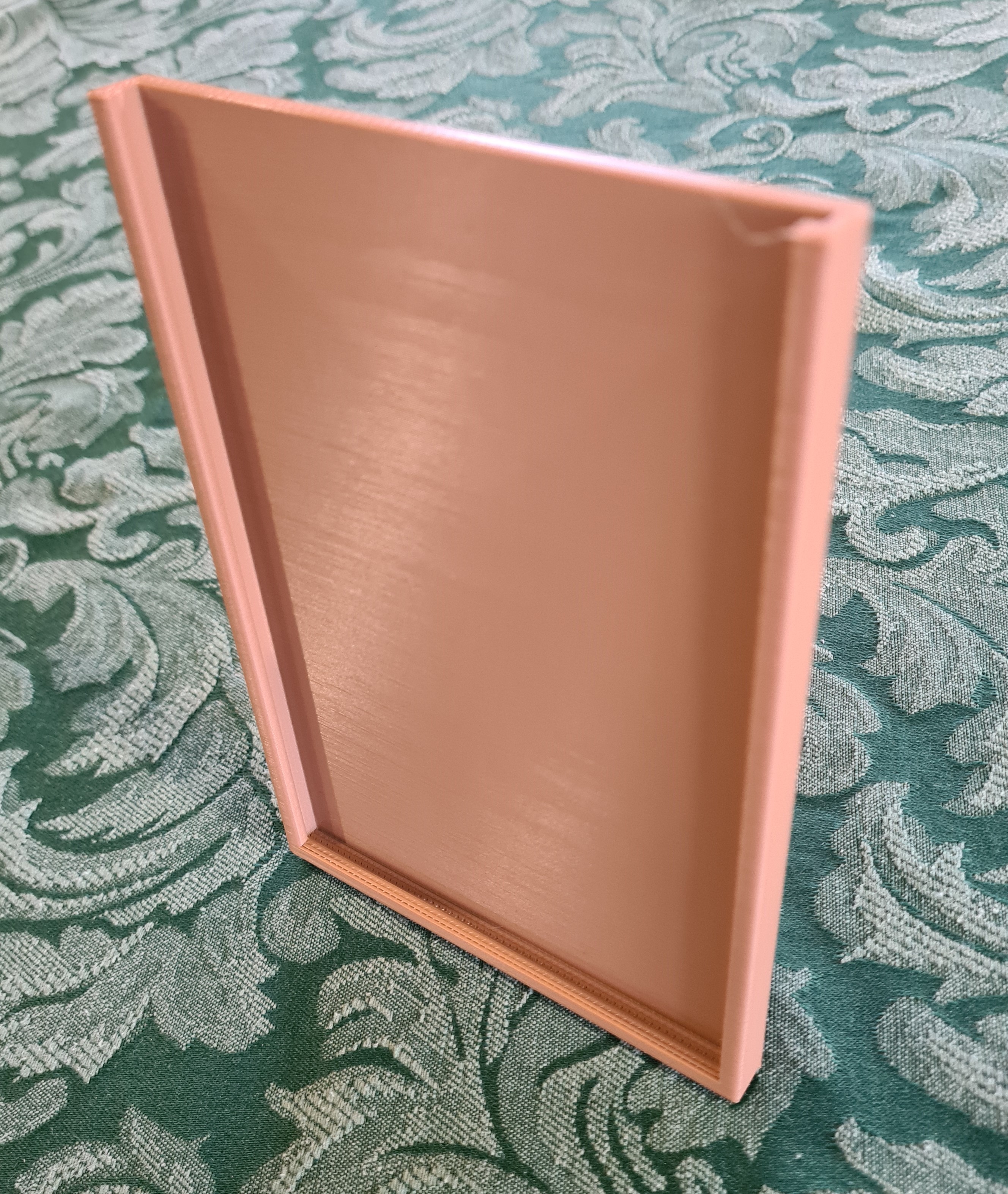 Picture frame stand for 100 x 150 x 4 HueForge picture by Ryk ...
