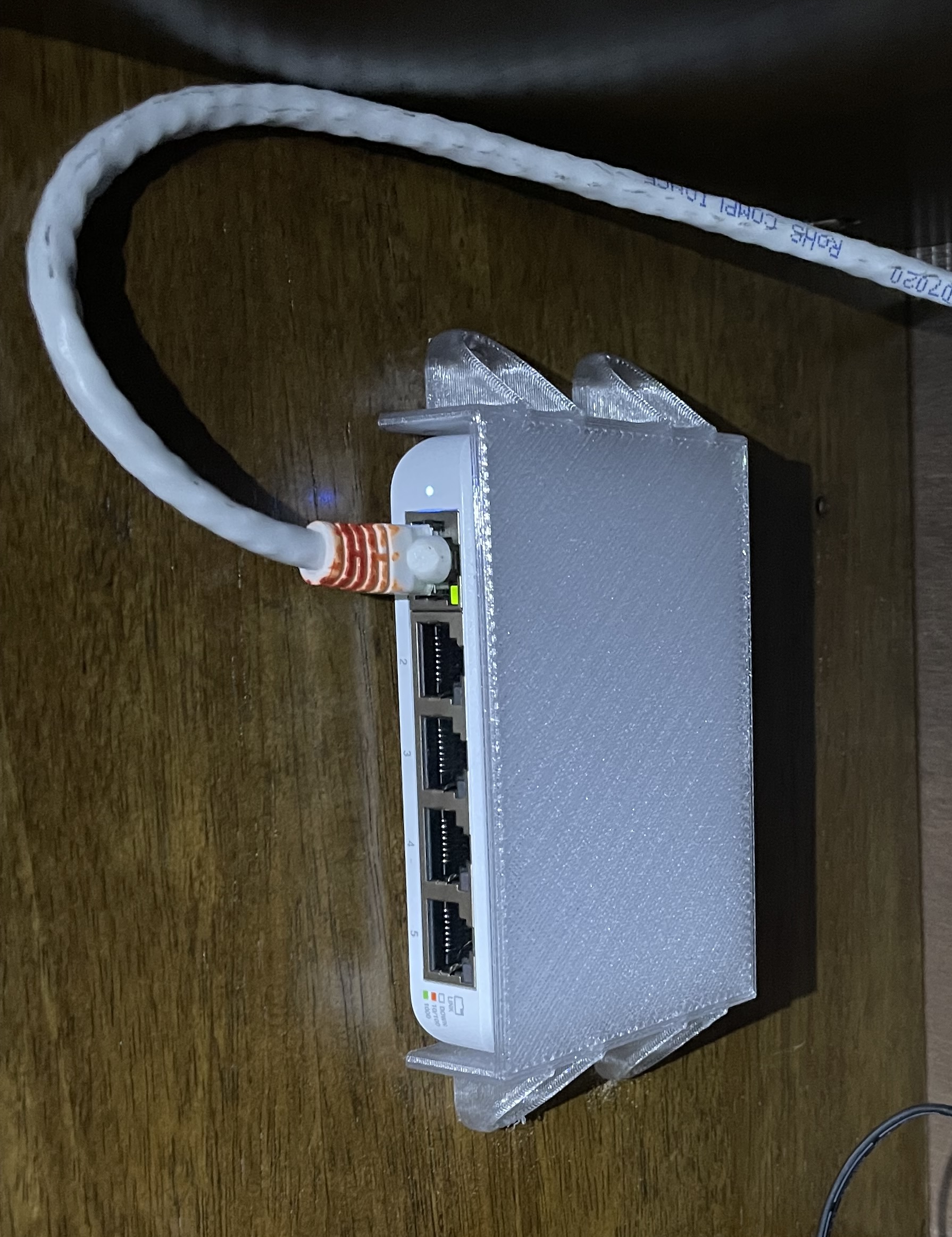 Ubiquiti Flex Mini Network Switch Mount by jepa2019 | Download free STL ...