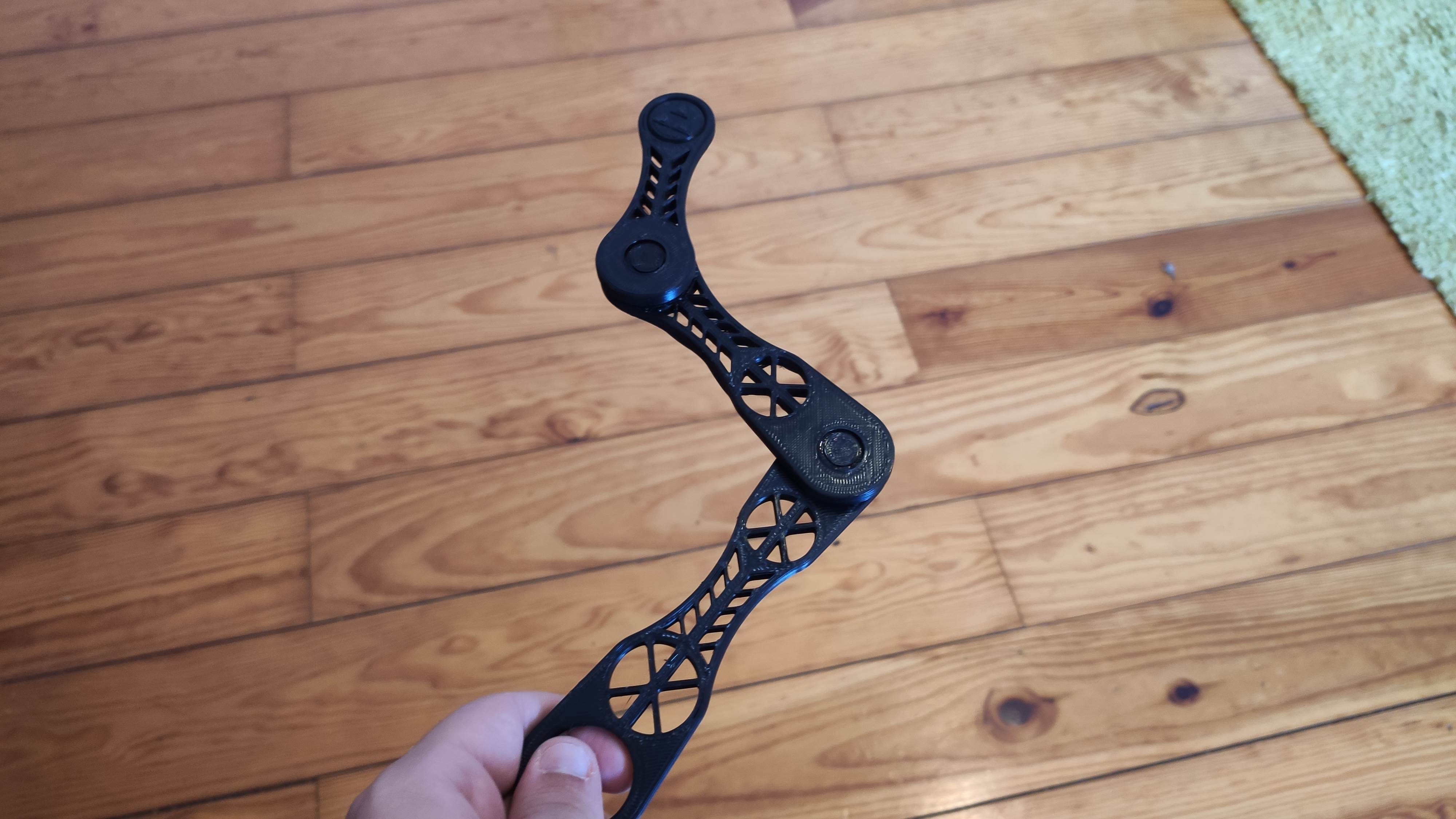 Triple finger slinger - print in place fidget toy by PotatoDesigns ...
