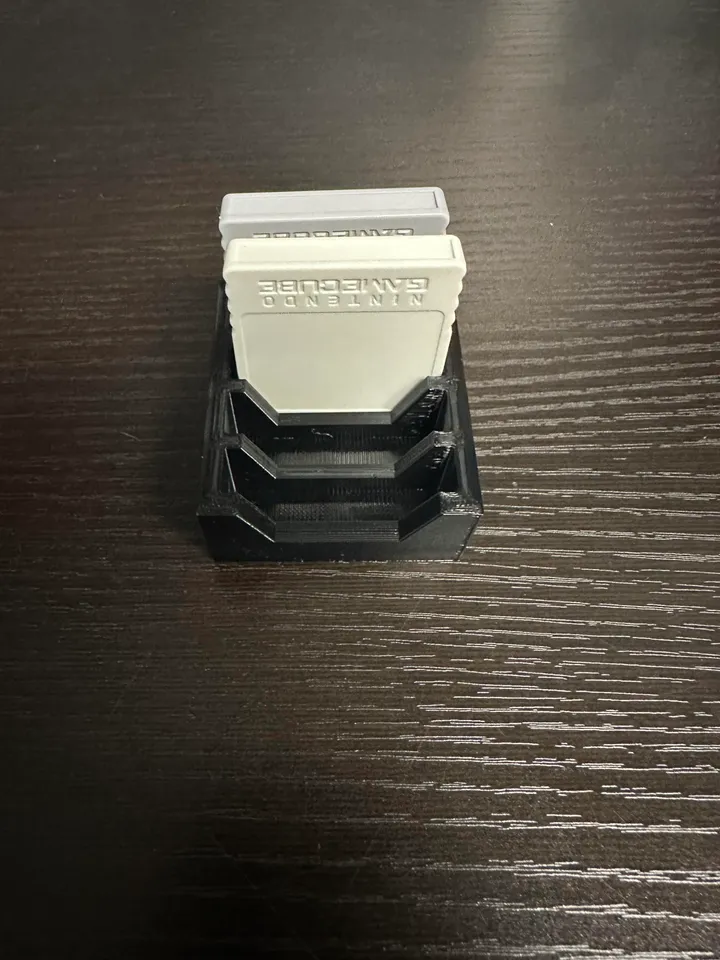 Gamecube Memory Card Holder by Justin Kinney | Download free STL model ...
