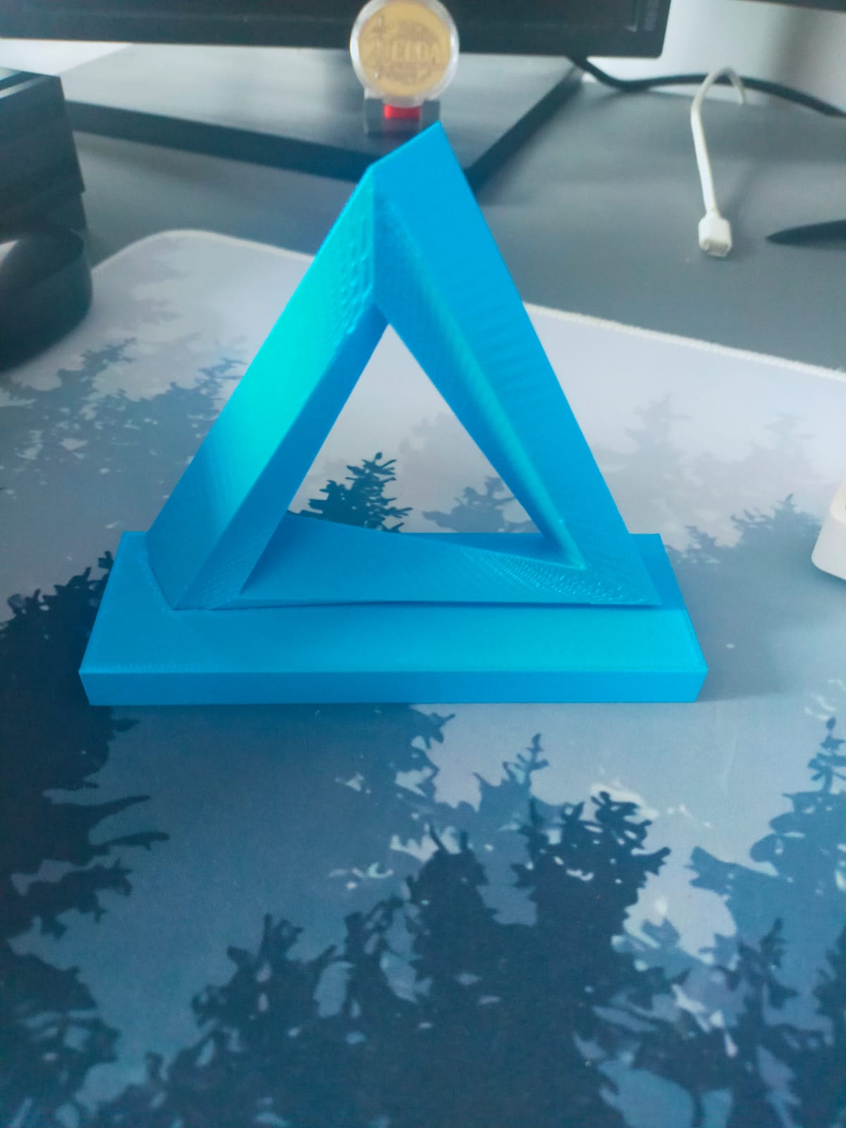 Penrose triangle with stand by Matoos | Download free STL model ...