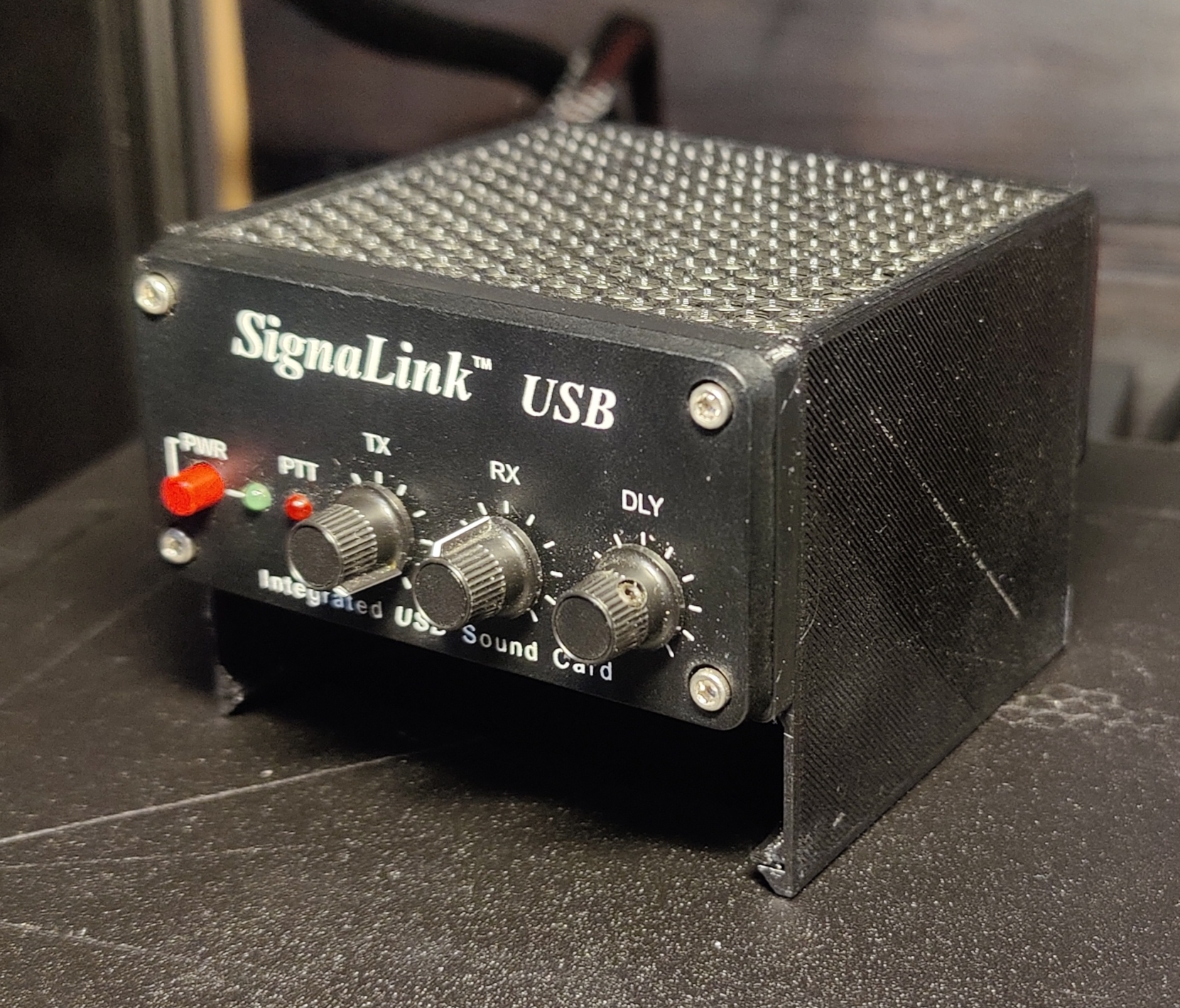 SignaLink standing frame by OH8EFI | Download free STL model ...