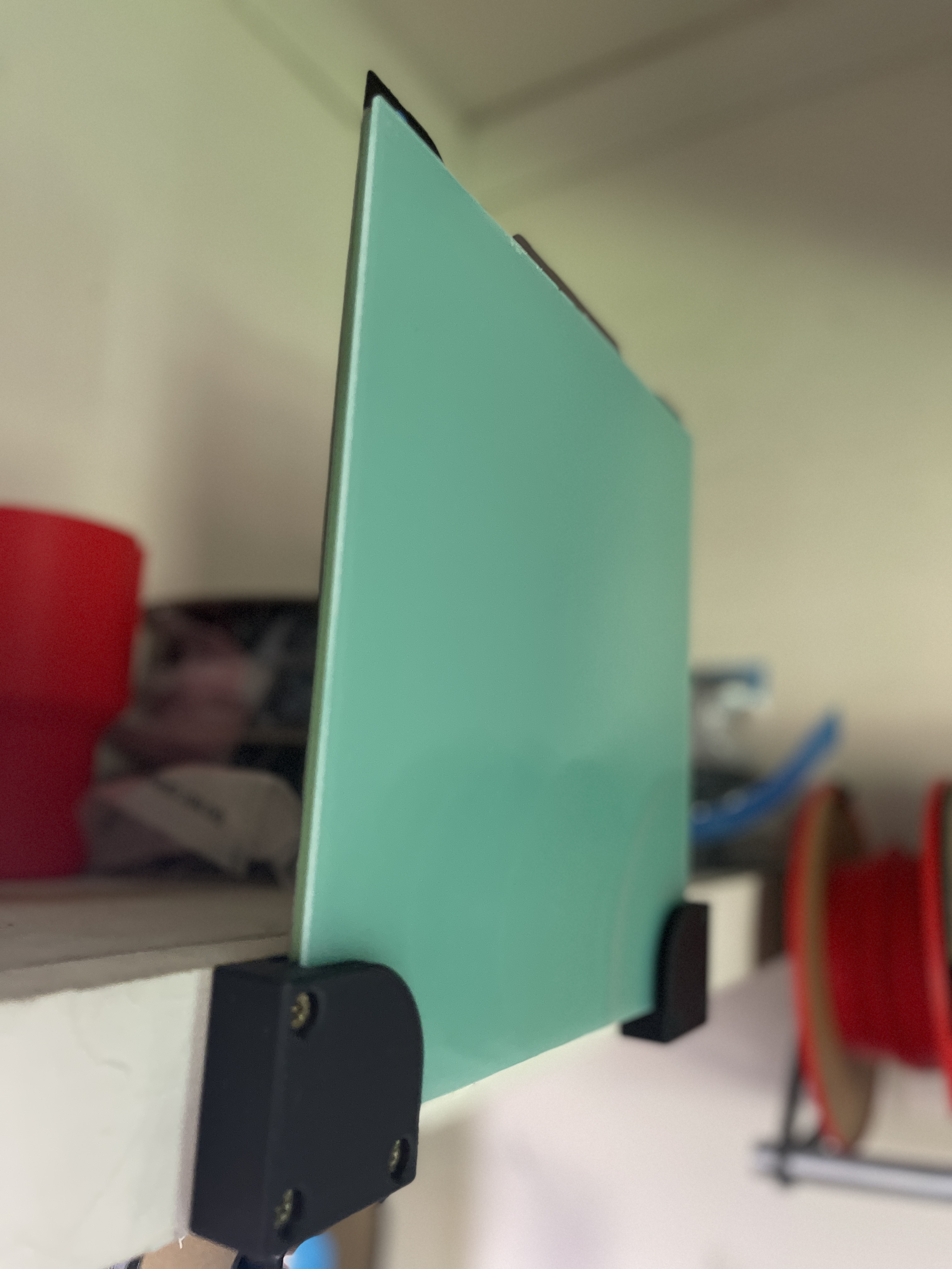 Universal 4 x Print Plate Wall Mount by jatkinson10 | Download free STL ...
