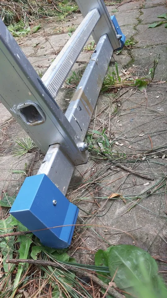 Ladder foot for 2x5 cm hole by Po3mah | Download free STL model ...