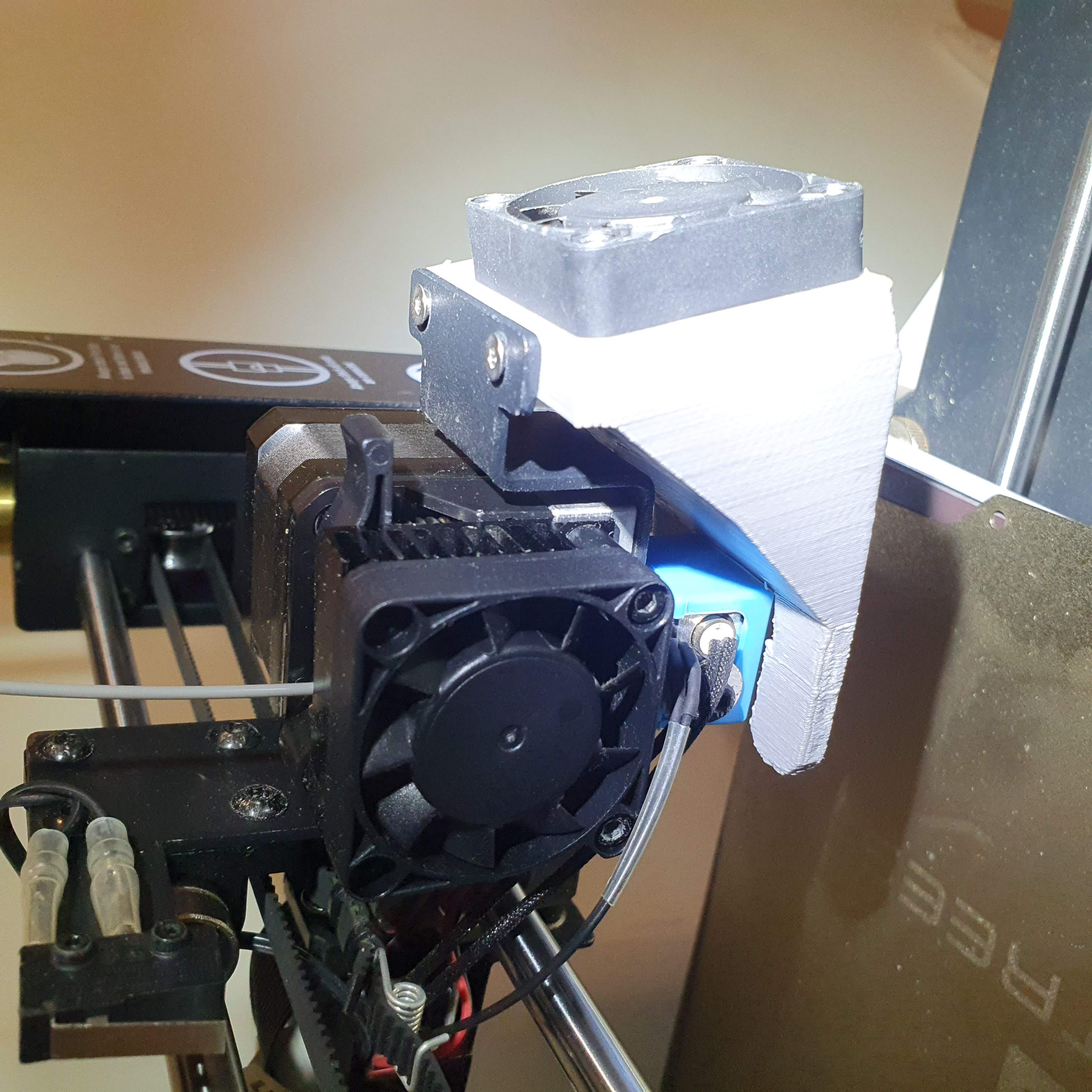 Maker Select Plus (Wanhao i3 plus) Fan Duct (rev3) by DIllY Daily ...