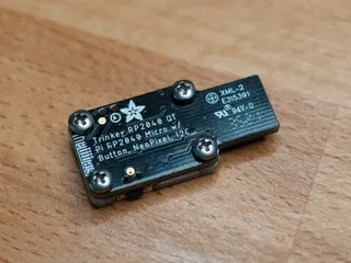 Adafruit Trinkey QT2040 Case by Spacehuhn | Download free STL model | Printables.com
