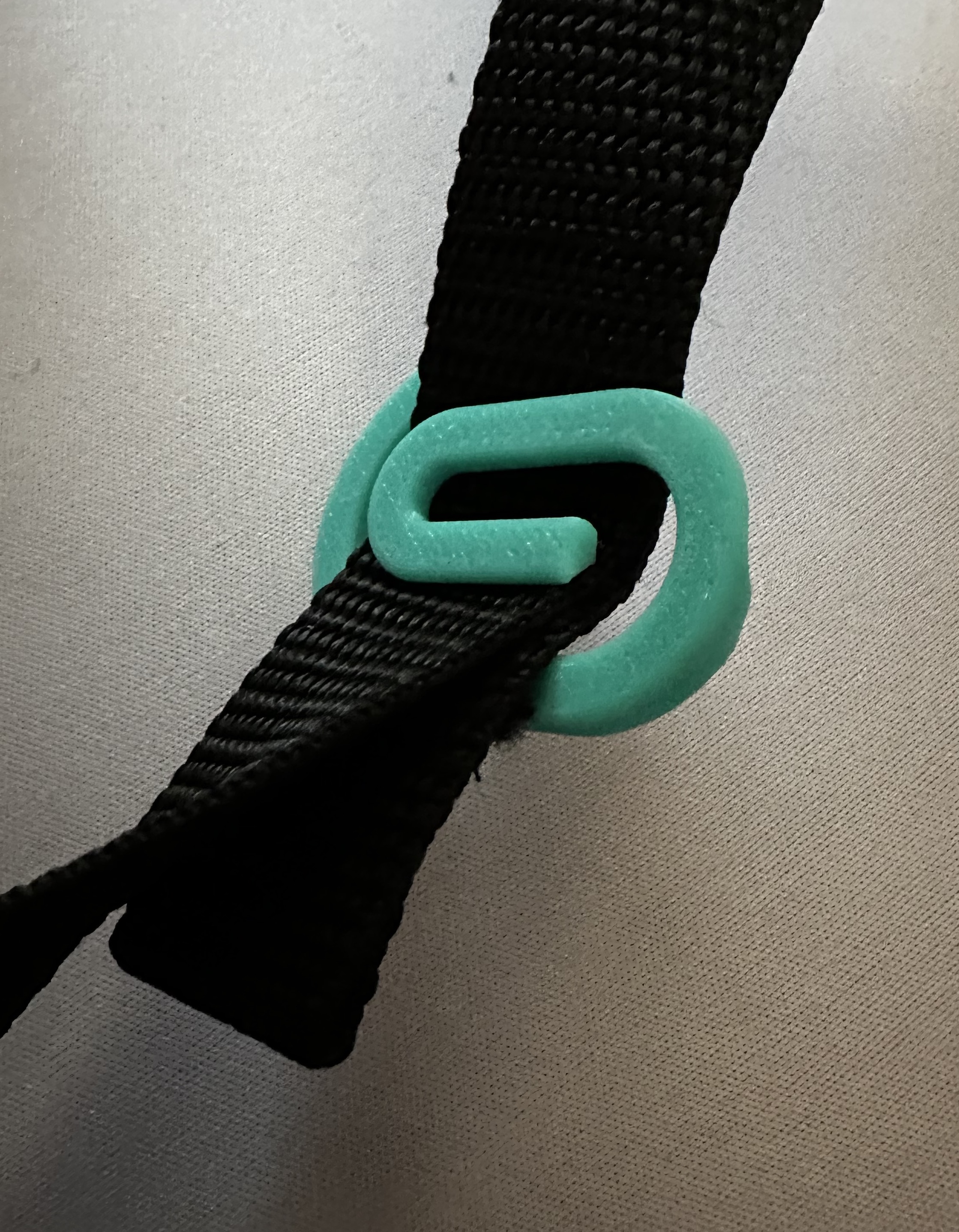 Nylon Strap Retainer Clip by Wiz3D | Download free STL model ...