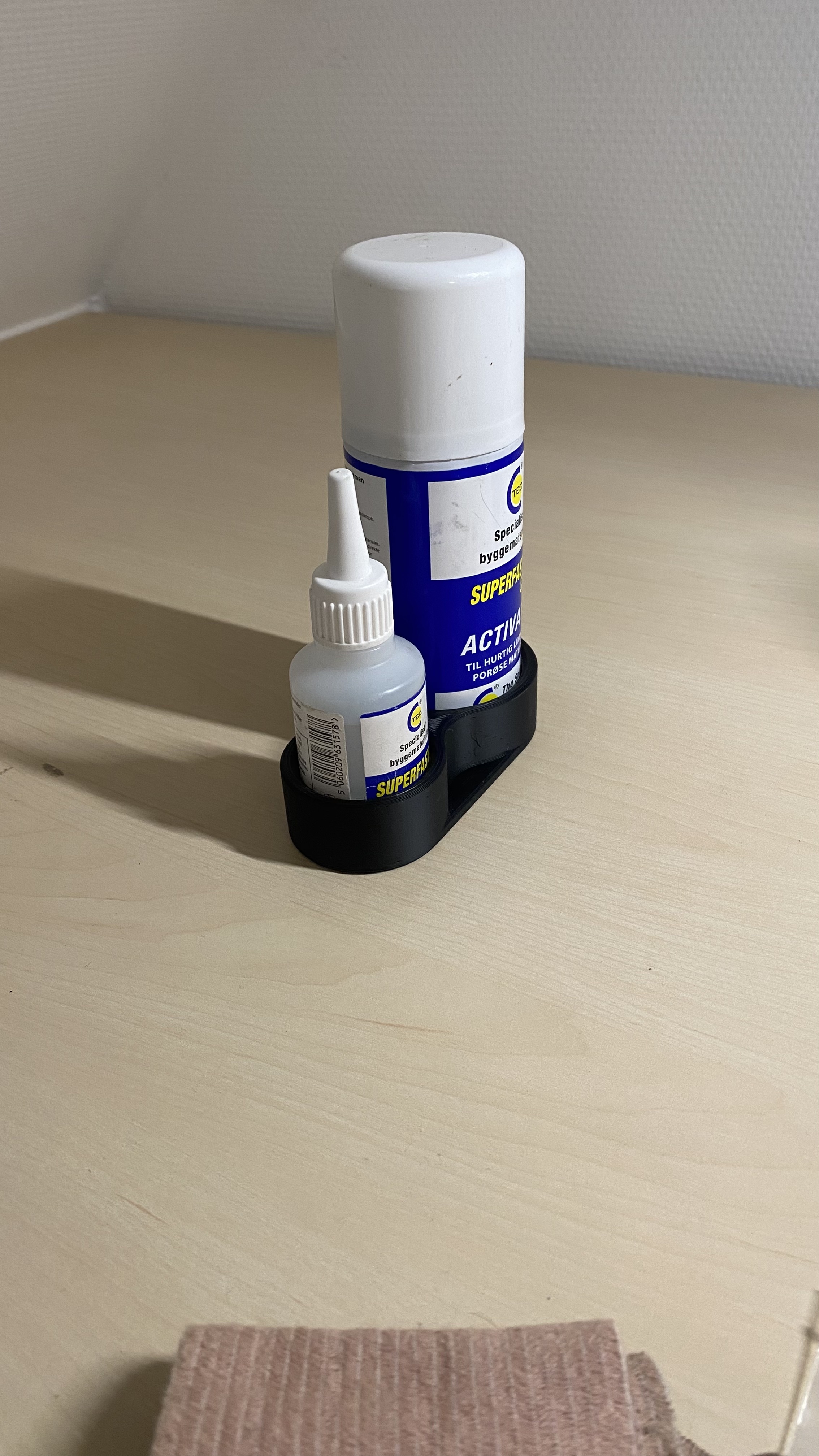 Superglue + Activator stand by Oliver Deleuran | Download free STL ...