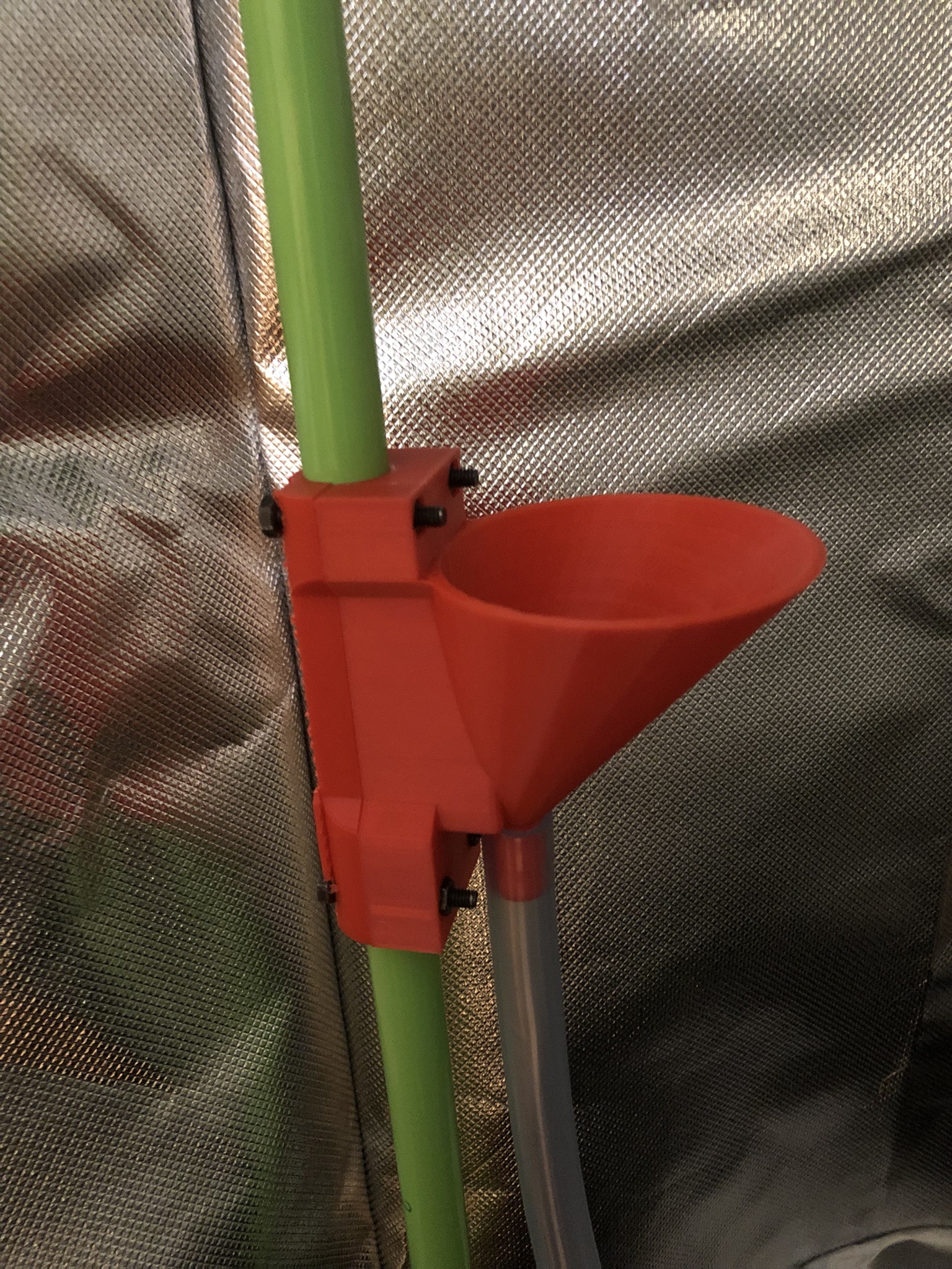 Growbox Irrigation Funnel by DBert | Download free STL model ...