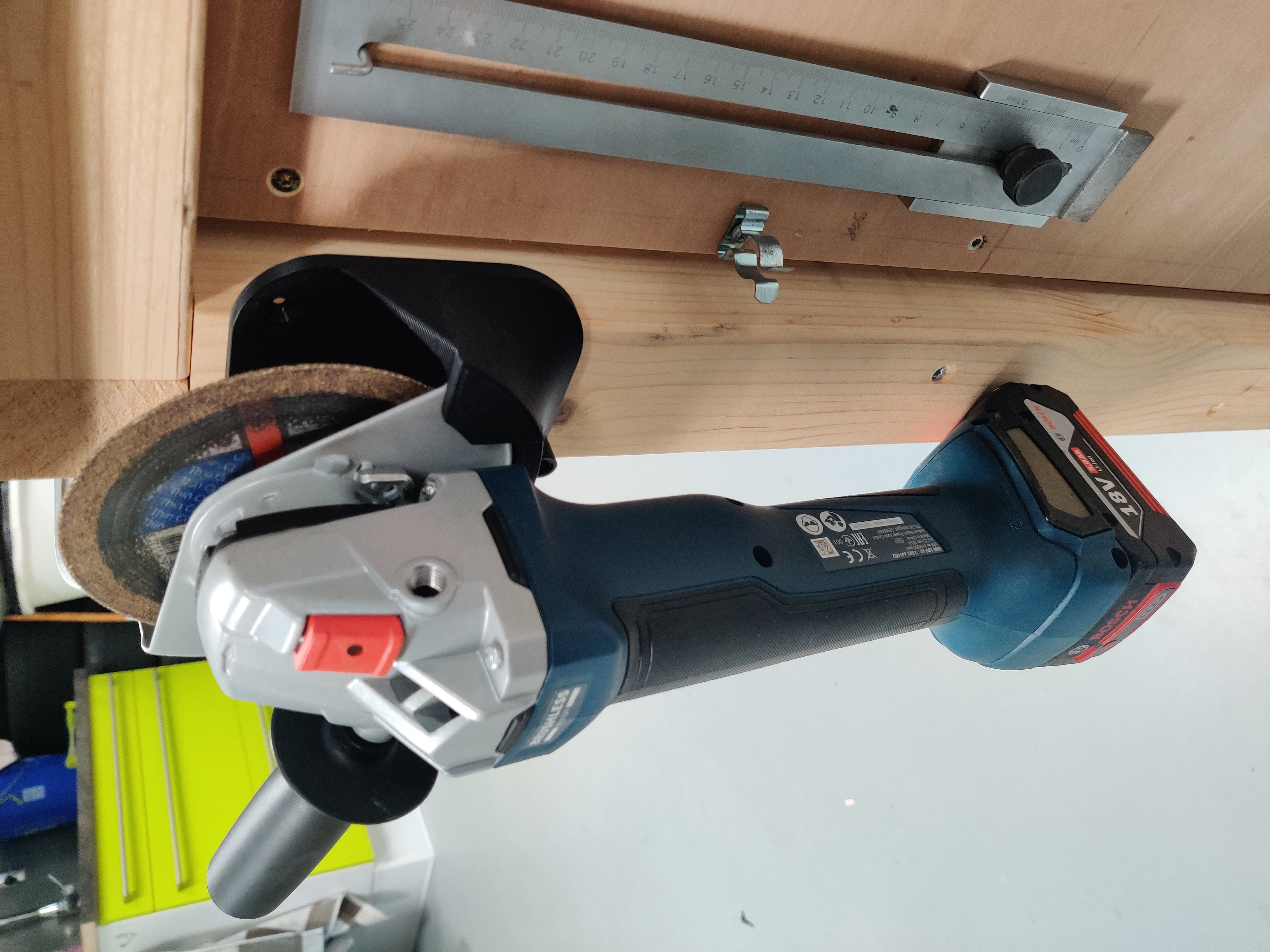 Angle grinder holder by Gieljan | Download free STL model | Printables.com