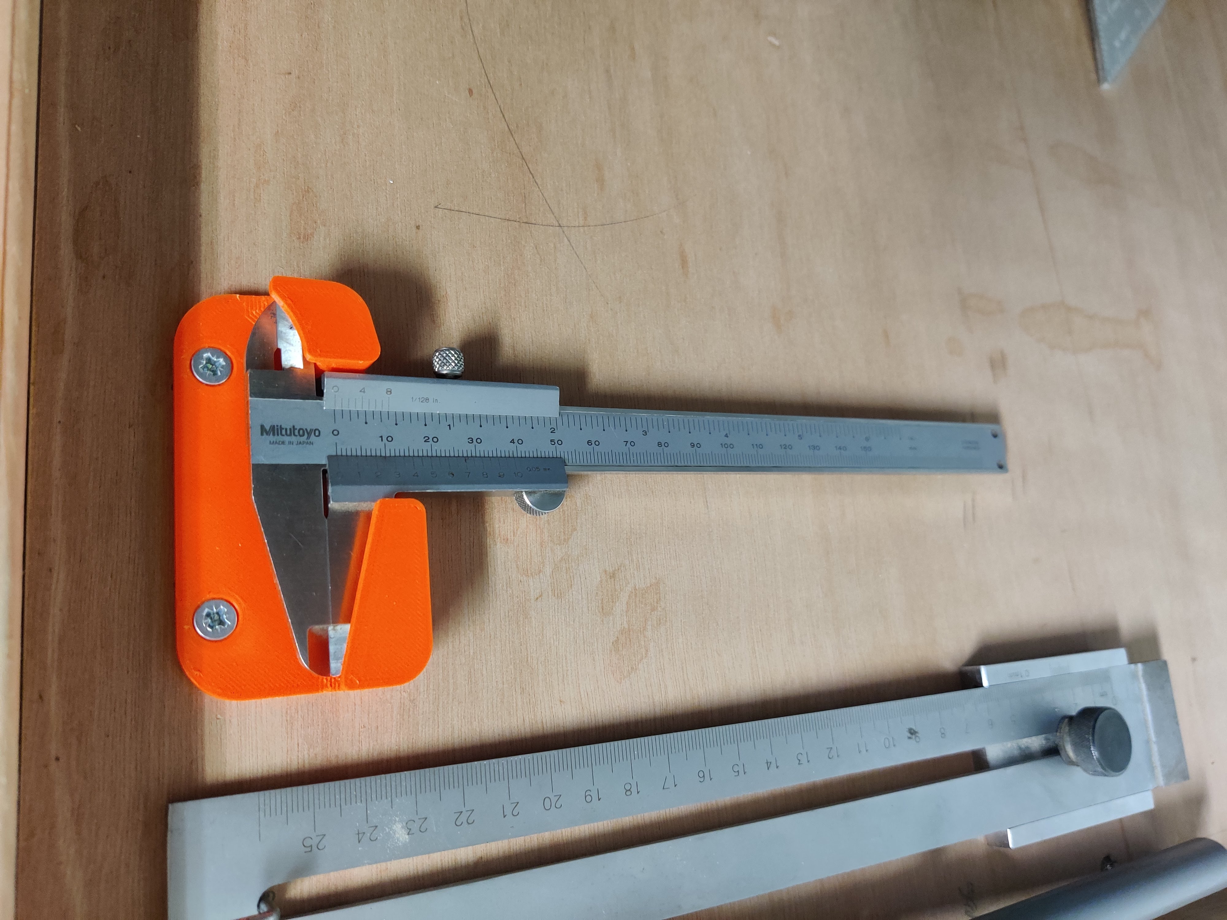 Caliper holder by Gieljan | Download free STL model | Printables.com