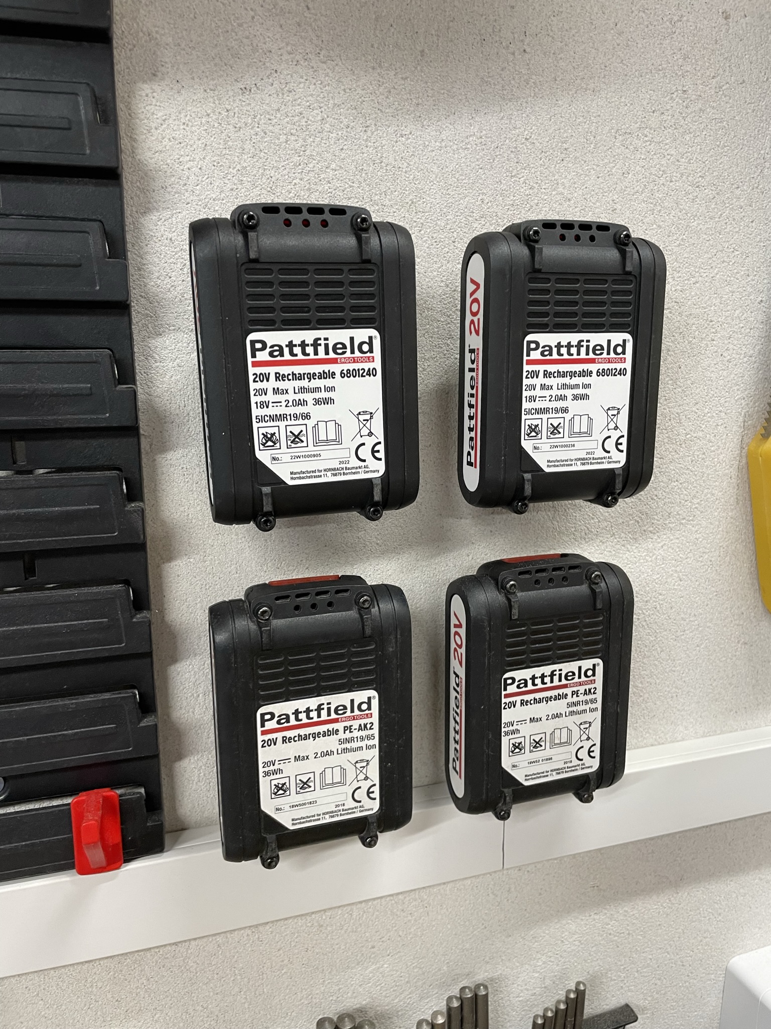 Worx / Pattfield battery holder - wall mounted version by Mar Ha ...