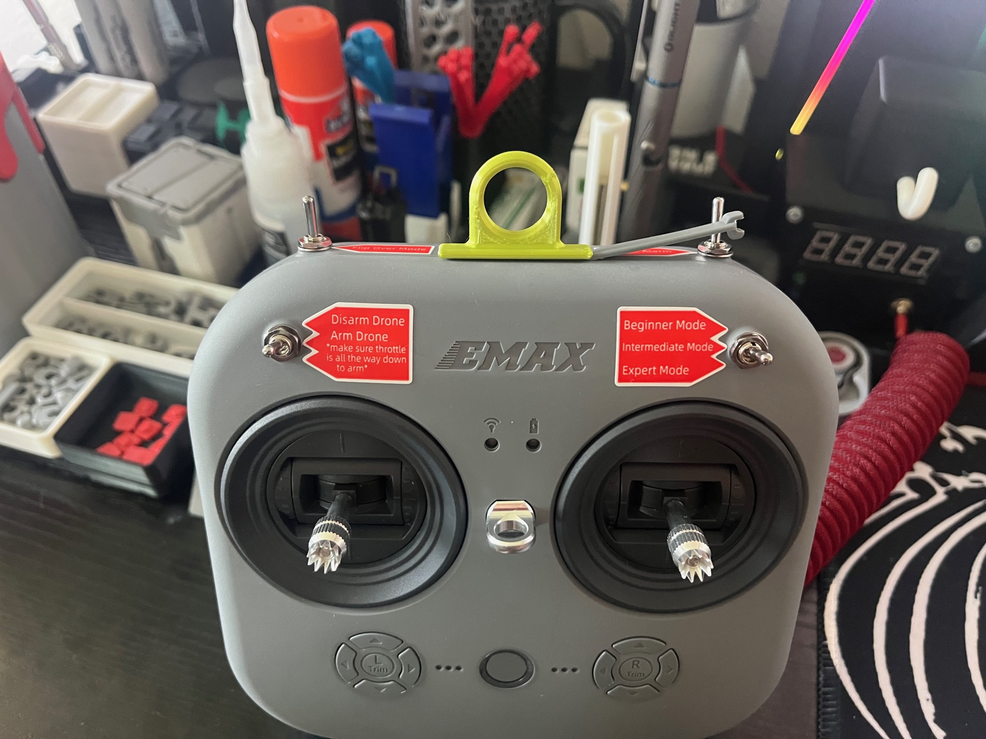 EMAX E8 Transmitter Hanging Combo by Xander | Download free STL model ...