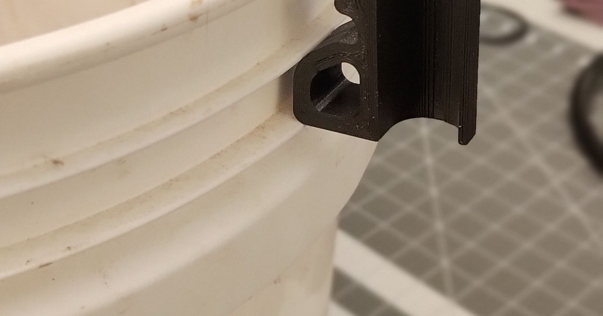 Clip-on Hose Faucet by Tavelkyosoba | Download free STL model ...