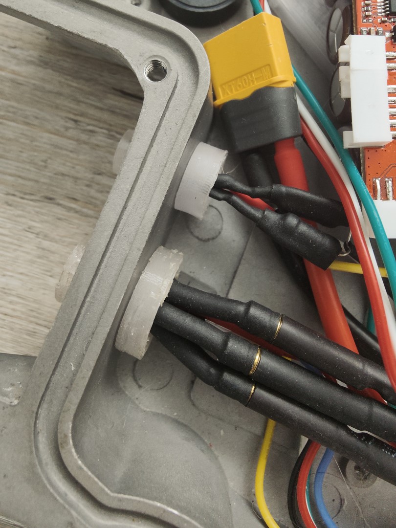 VESC Pint Footpad Connector by WizardPC | Download free STL model ...