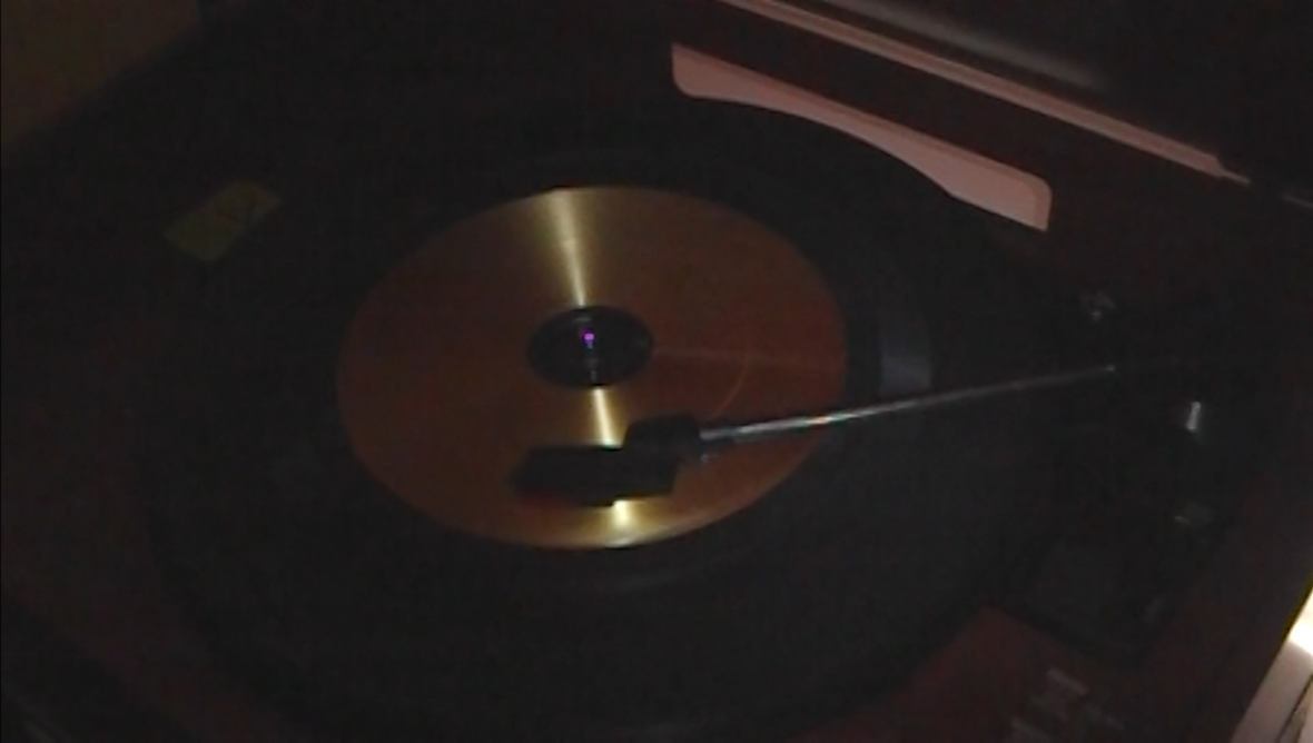 Playable Record with 45RPM adapter by DrJ's Fix Fab & Rehab | Download ...