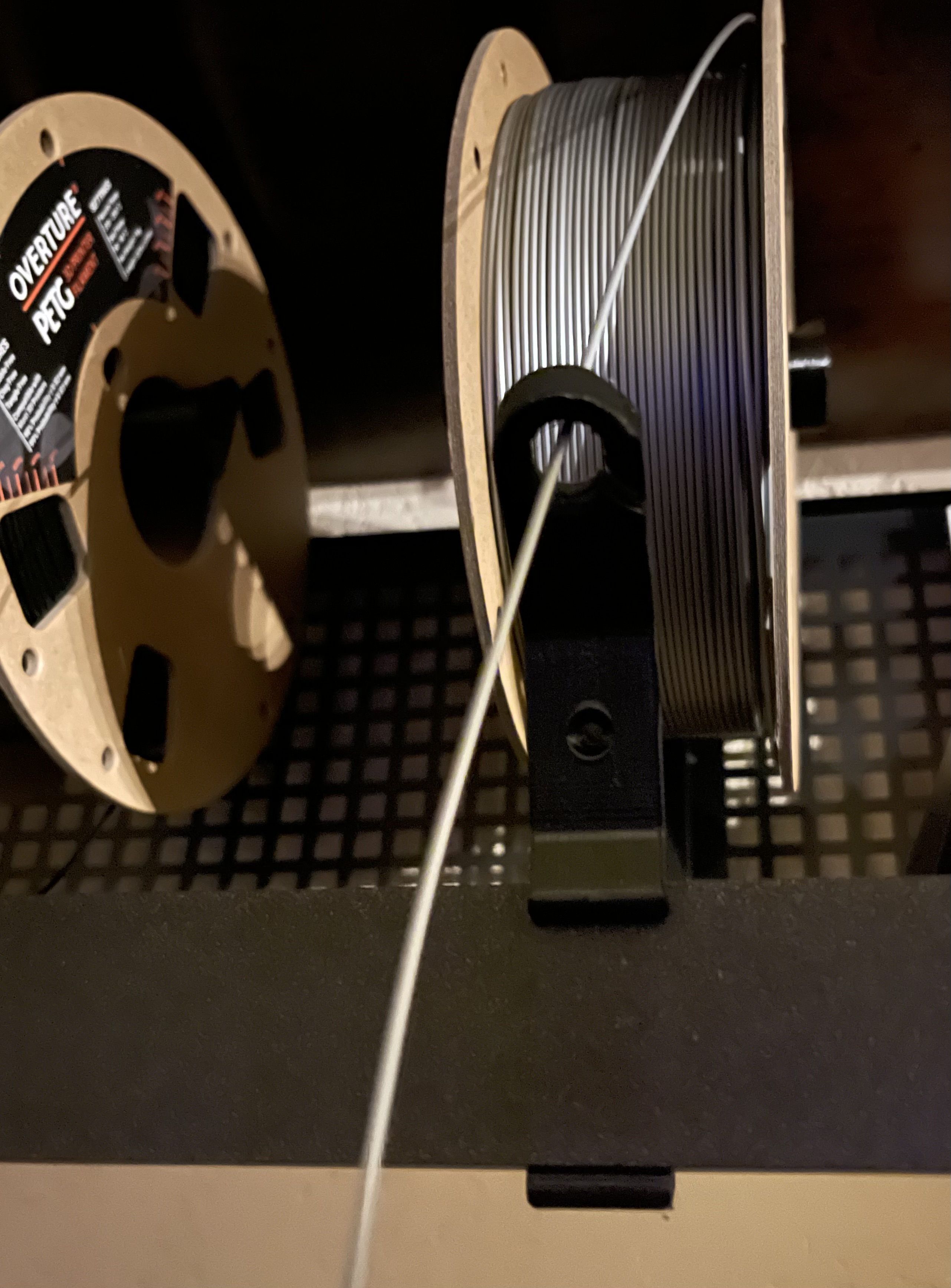 Filament Guide with holder and slit by Enjoi Nick | Download free STL ...