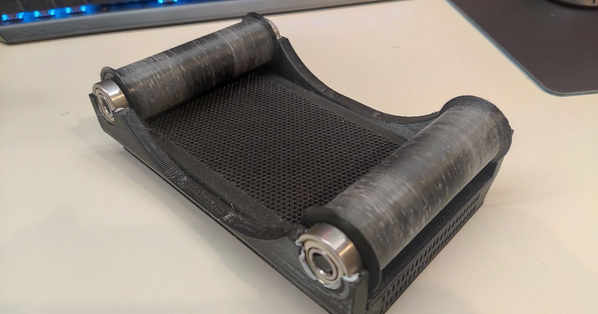 Filament Roller for Drybox V3 by KidCe | Download free STL model ...