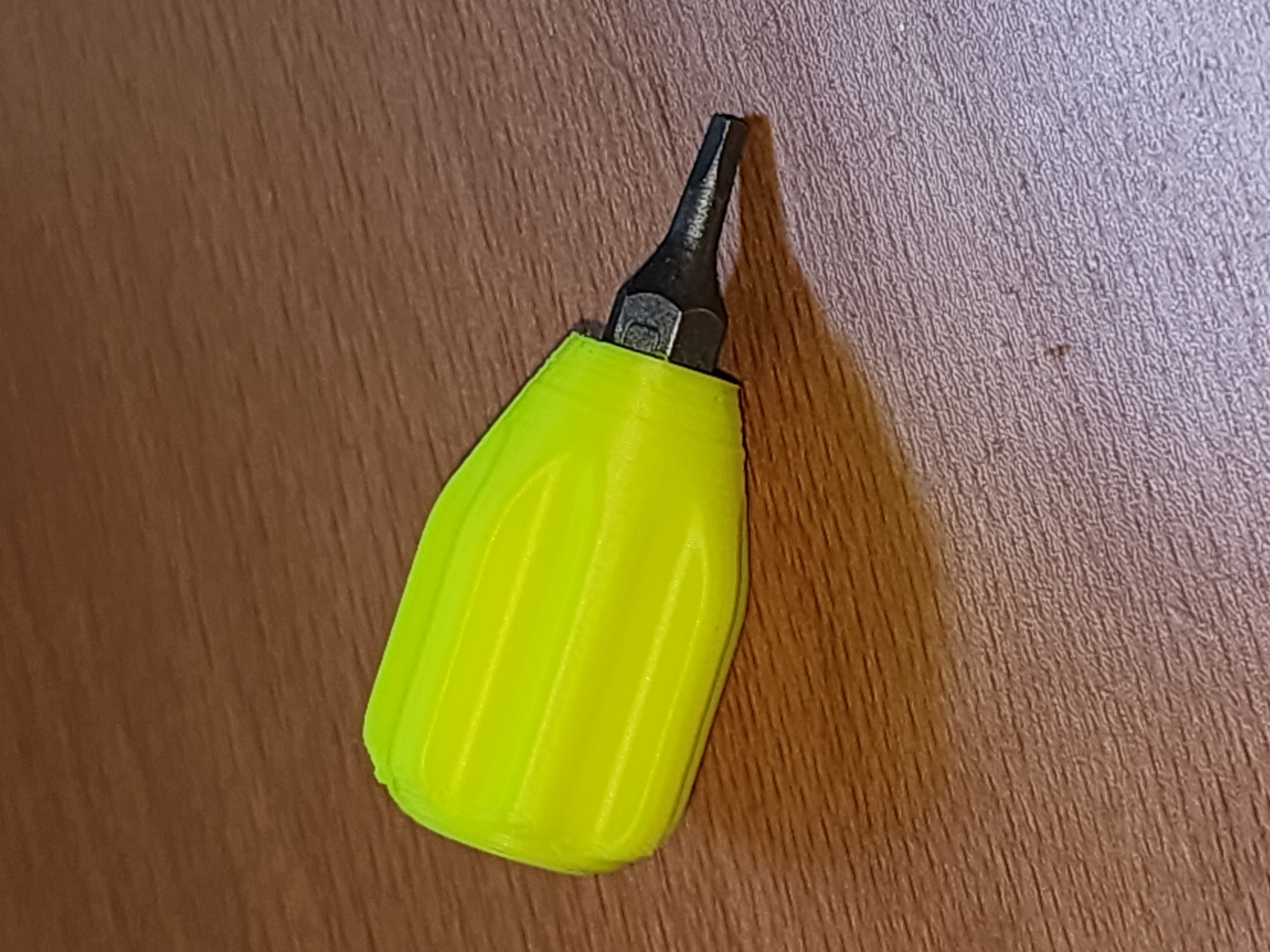 Hex driver bit handle with an embedded magnet by Joe | Download free ...