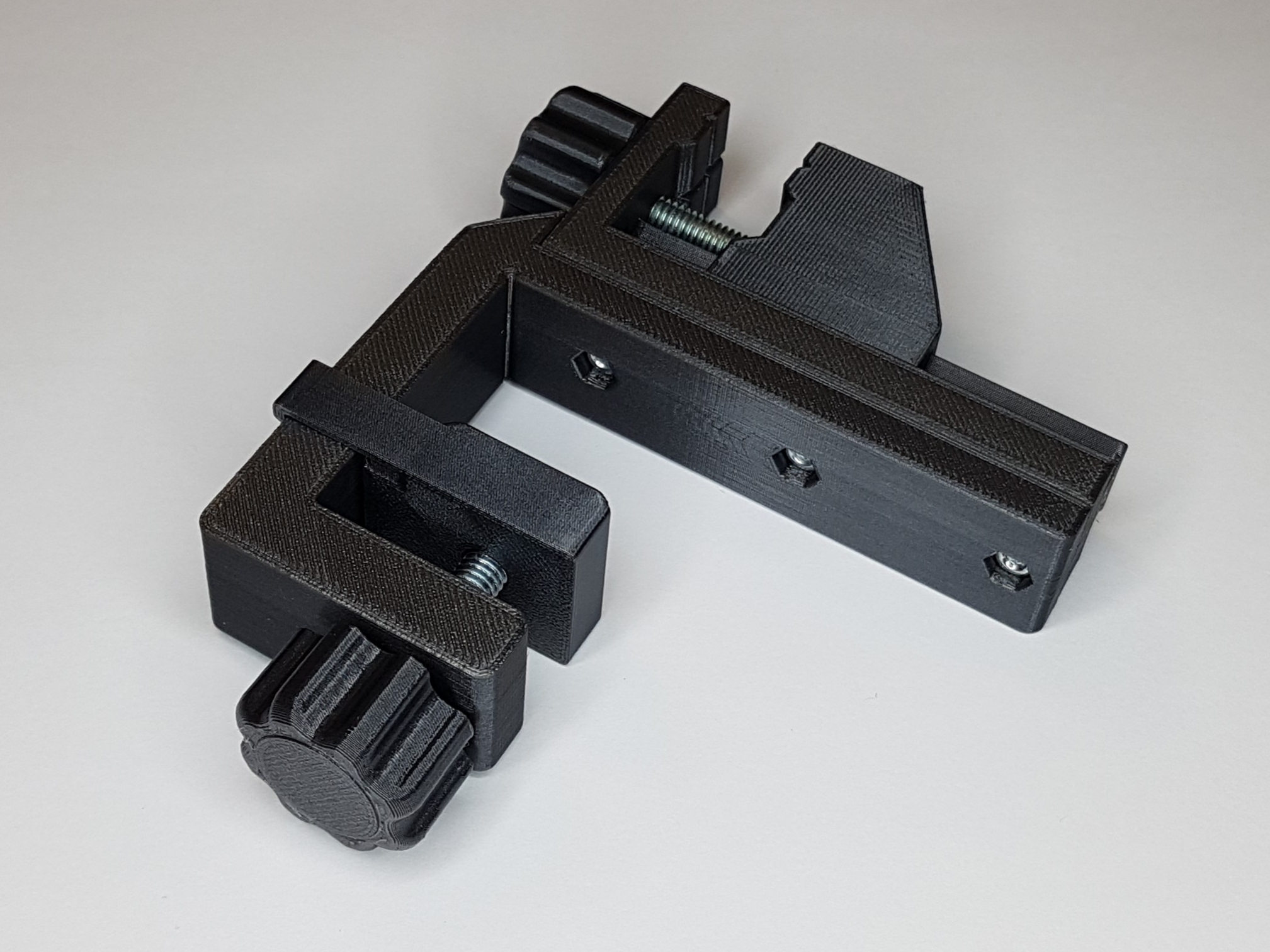 Table clamp for miniature vice 2.0 by HD_Creator | Download free STL ...