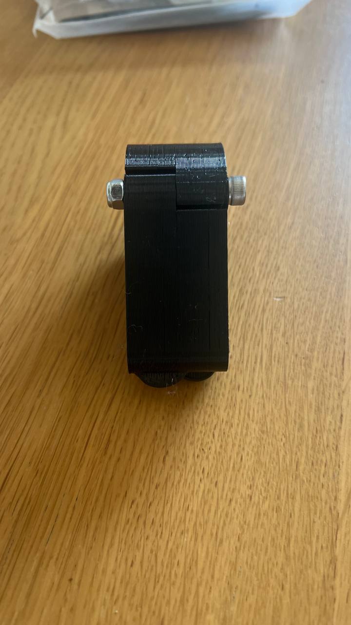 Self-closing strong hook by gskbyte | Download free STL model ...