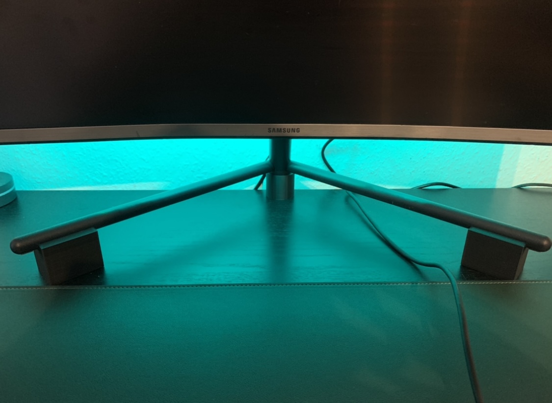Monitor/screen raise. by Fabian Print | Download free STL model ...
