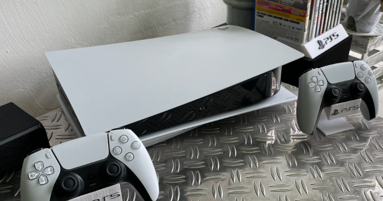 Dual Sense PS5 Controller Stand by saracha42 | Download free STL model ...