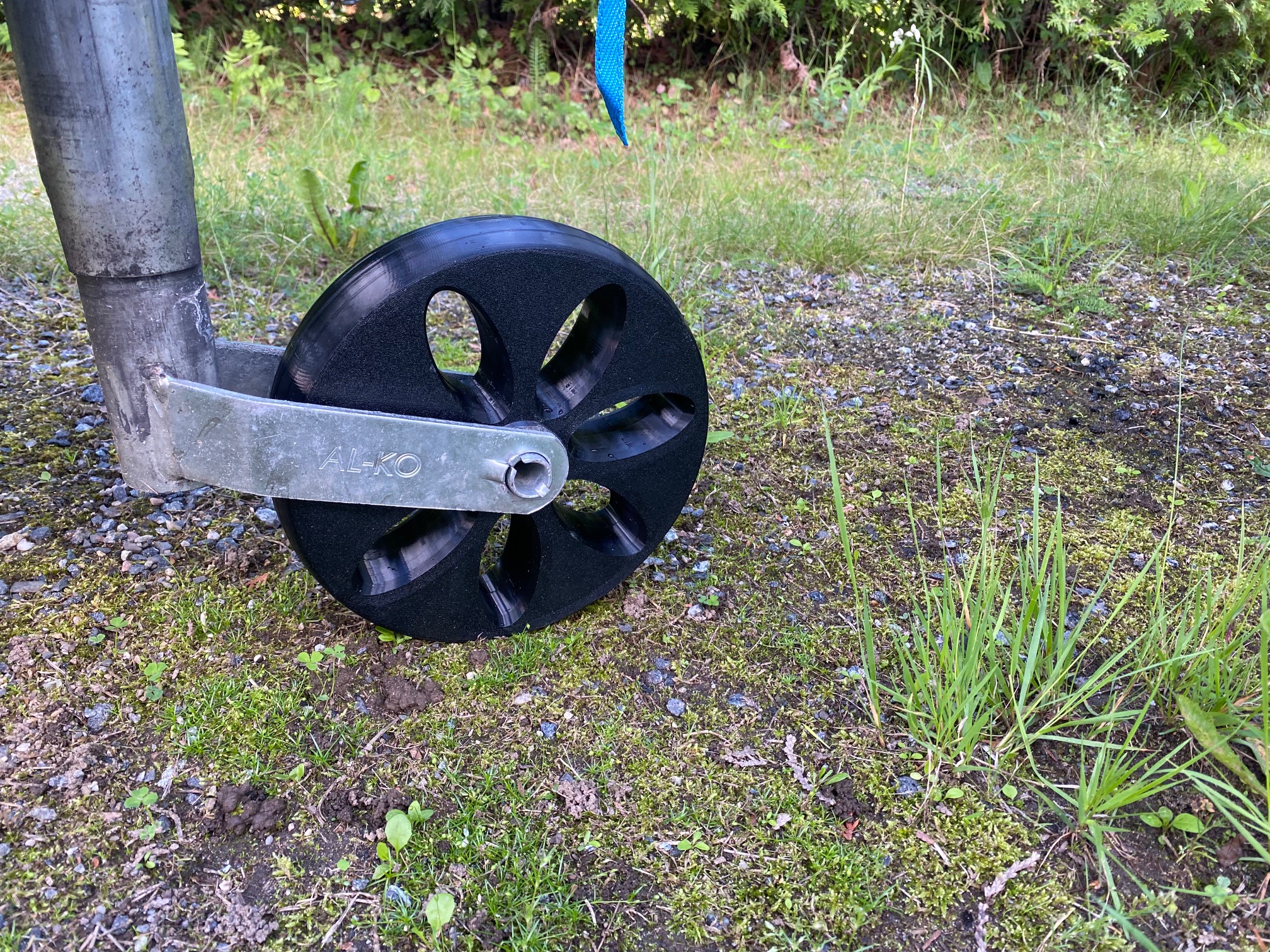 Trailer jack wheel replacement v2 by floano | Download free STL model ...