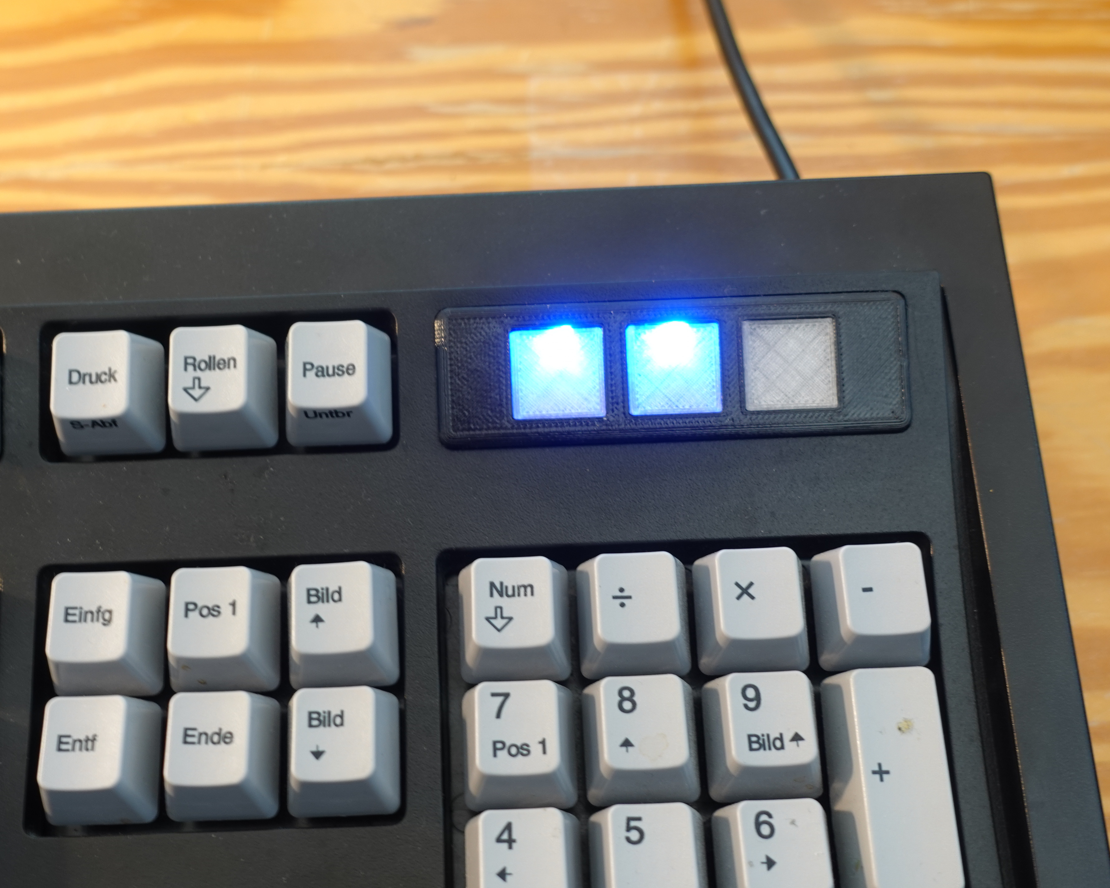 Keyboard LED cover panel, 2 designs (FreeCAD) by NUeB | Download free ...