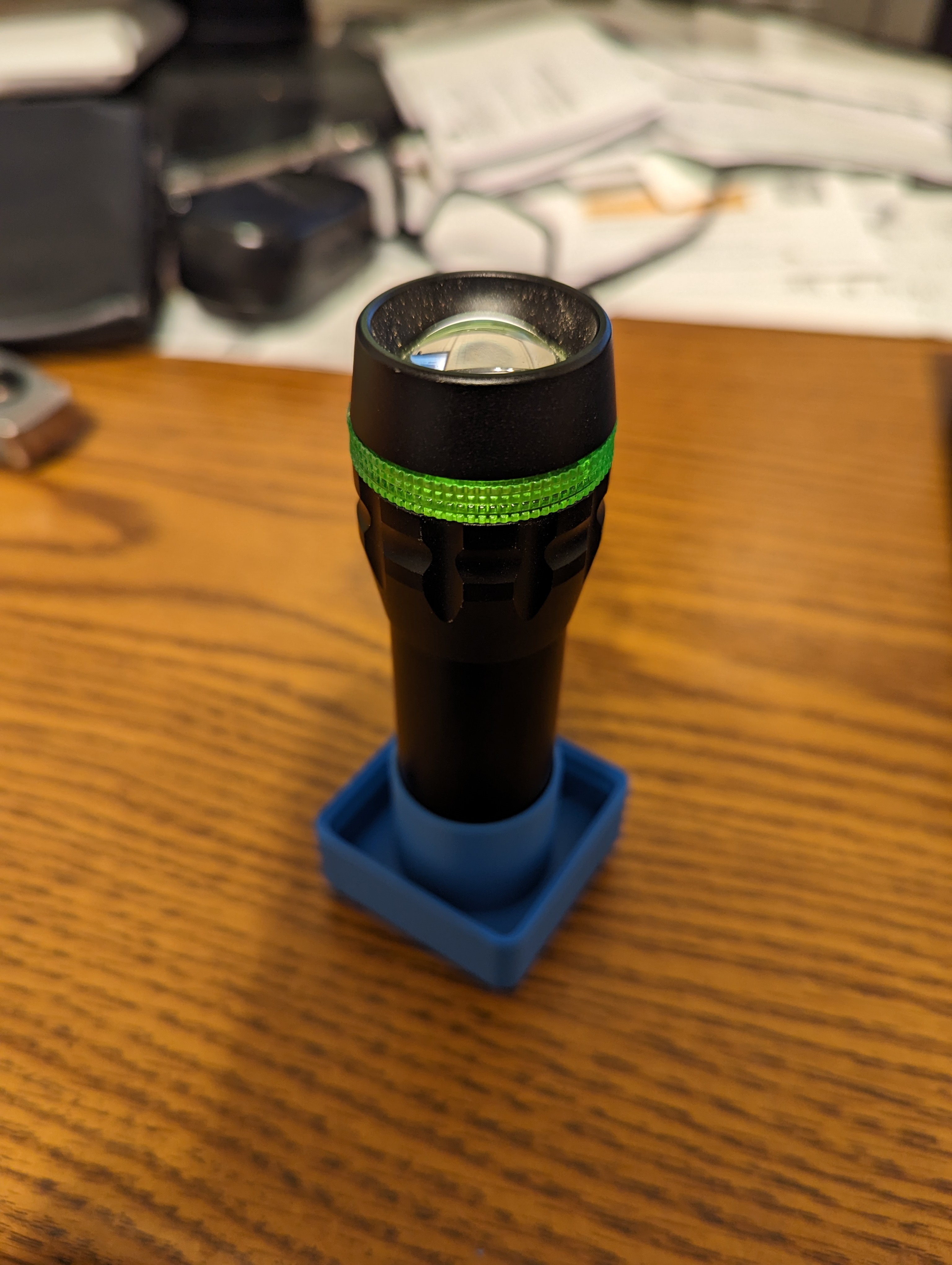 Gridfinity 1x1 (27mm diameter) flashlight holder by SanchoPwnza ...