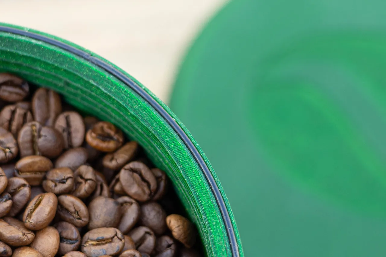 Airtight Coffee Bean Container - Two sizes by trudslev | Download free ...