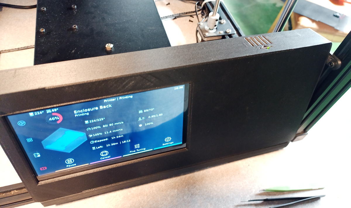 Ender 5 Plus - Pi & 7" HDMI screen enclosure by Vinito | Download free ...