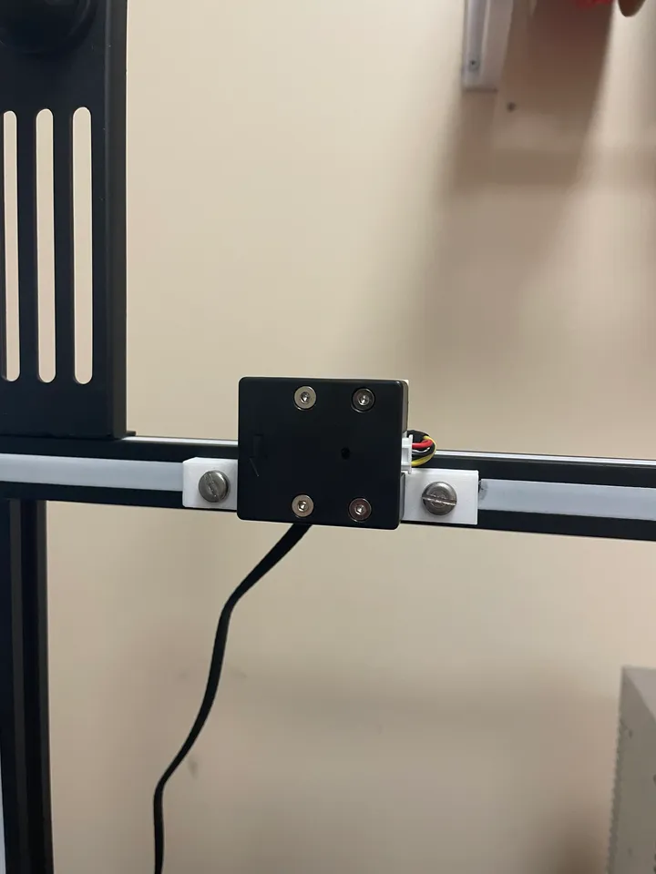 Filament runout sensor mounting bracket (Ender 3) by 3d everything ... Filament runout sensor mounting bracket (Ender 3) by 3d everything ...