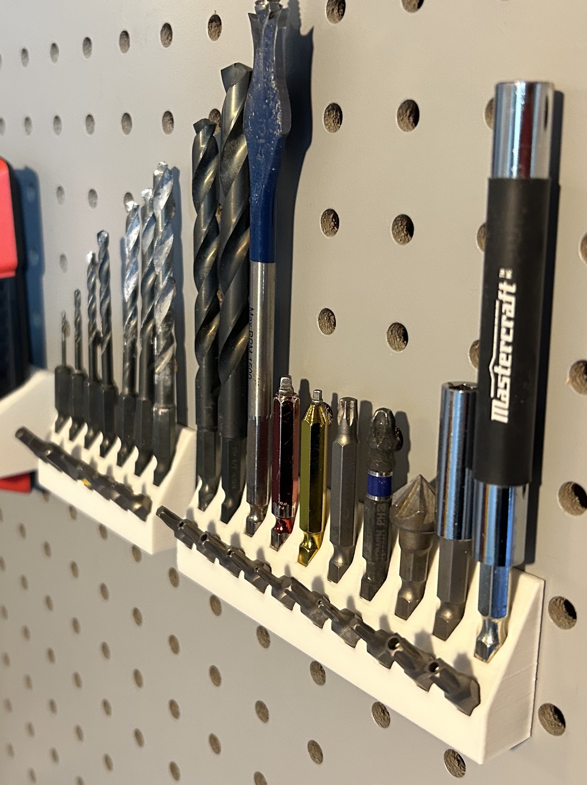 Pegboard 20x hex driver / bit holder (fully parametric!) by Kyle ...