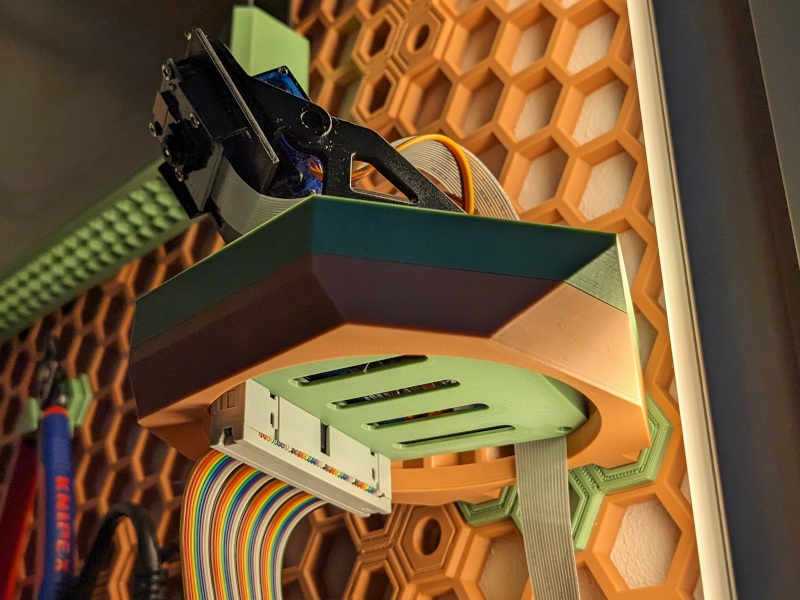Hsw Raspberry Pi Pan Tilt Hat Holder By Frnktrgr Download Free Stl Model 